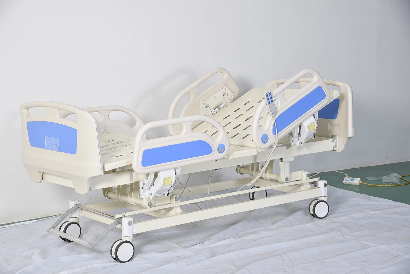 Abs Head Folding 3 Cranks Multi-function Electric Hospital Bed With Mattress - Buy Luxury ...