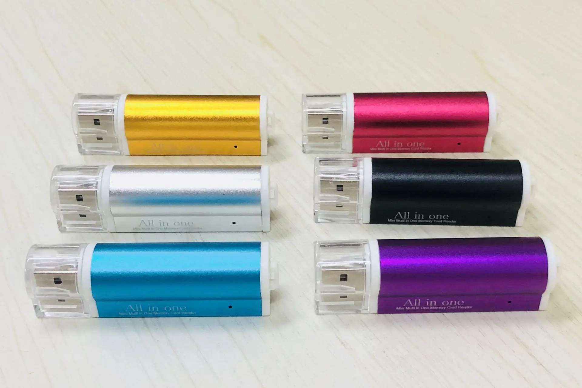 Multi in 1 SD Card Reader USB 2.0 - Versatile Memory Adapter