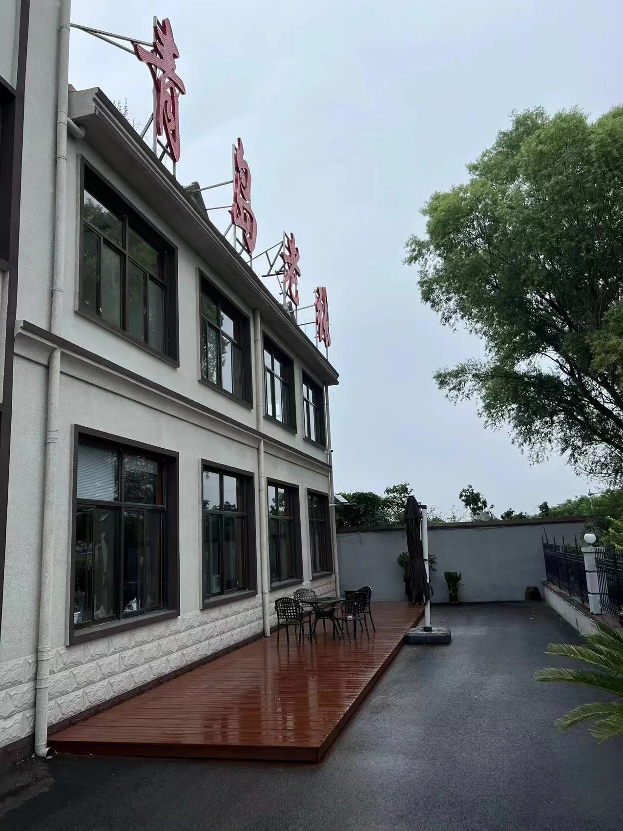 Automatic Baseball Cap Visor Fabric Covered Sewing Machine