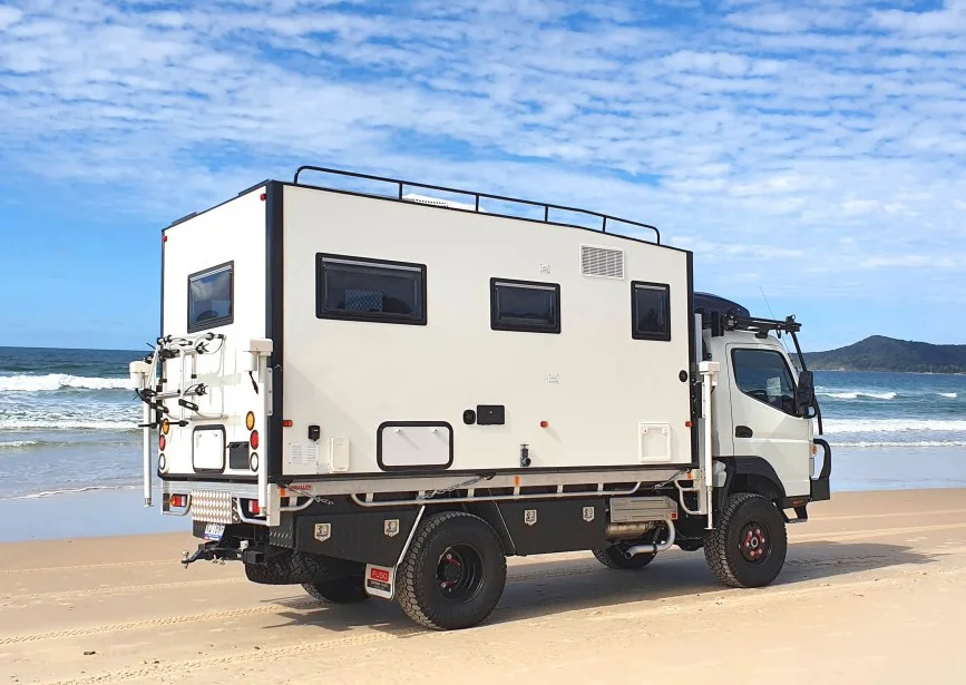 Manley Pick up Camper Truck Slide in Fiberglass Camper Cabine with Shower