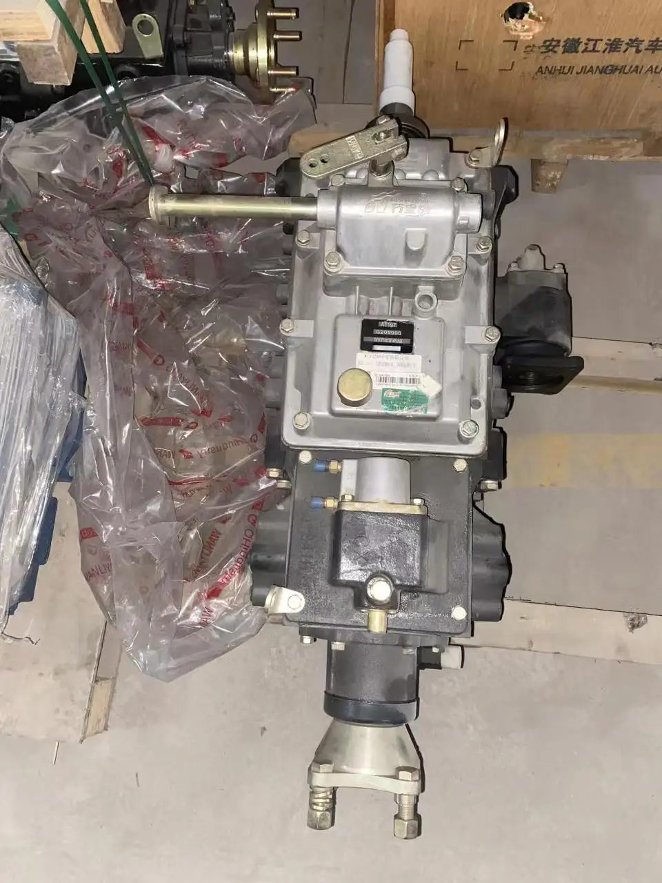 F99679 Sinotruk Truck Spare Parts Howo Fast Gearbox DZ9112240701