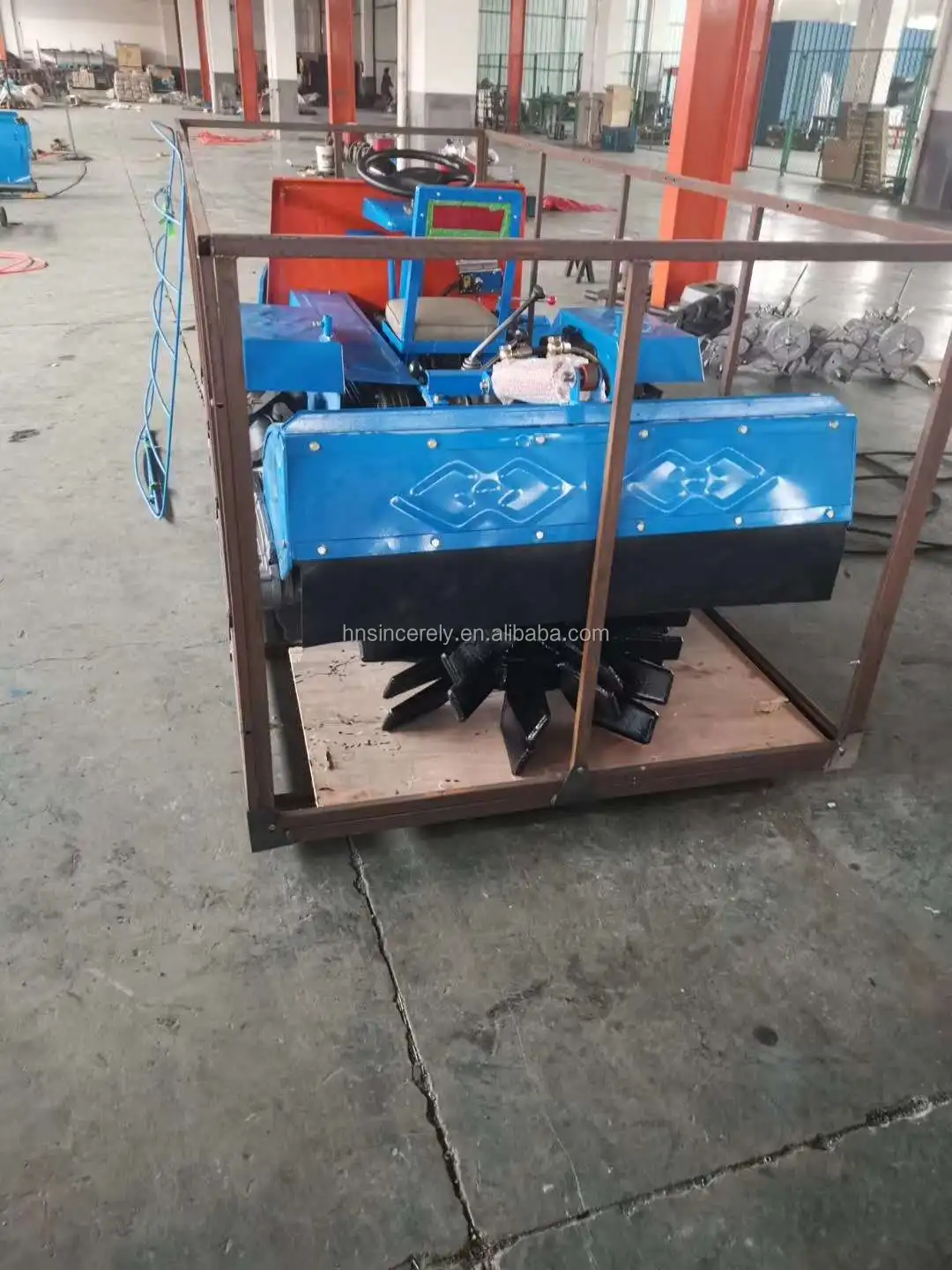 15hp-28hp Boat Tractor for Rice Paddy Field and Dry Land