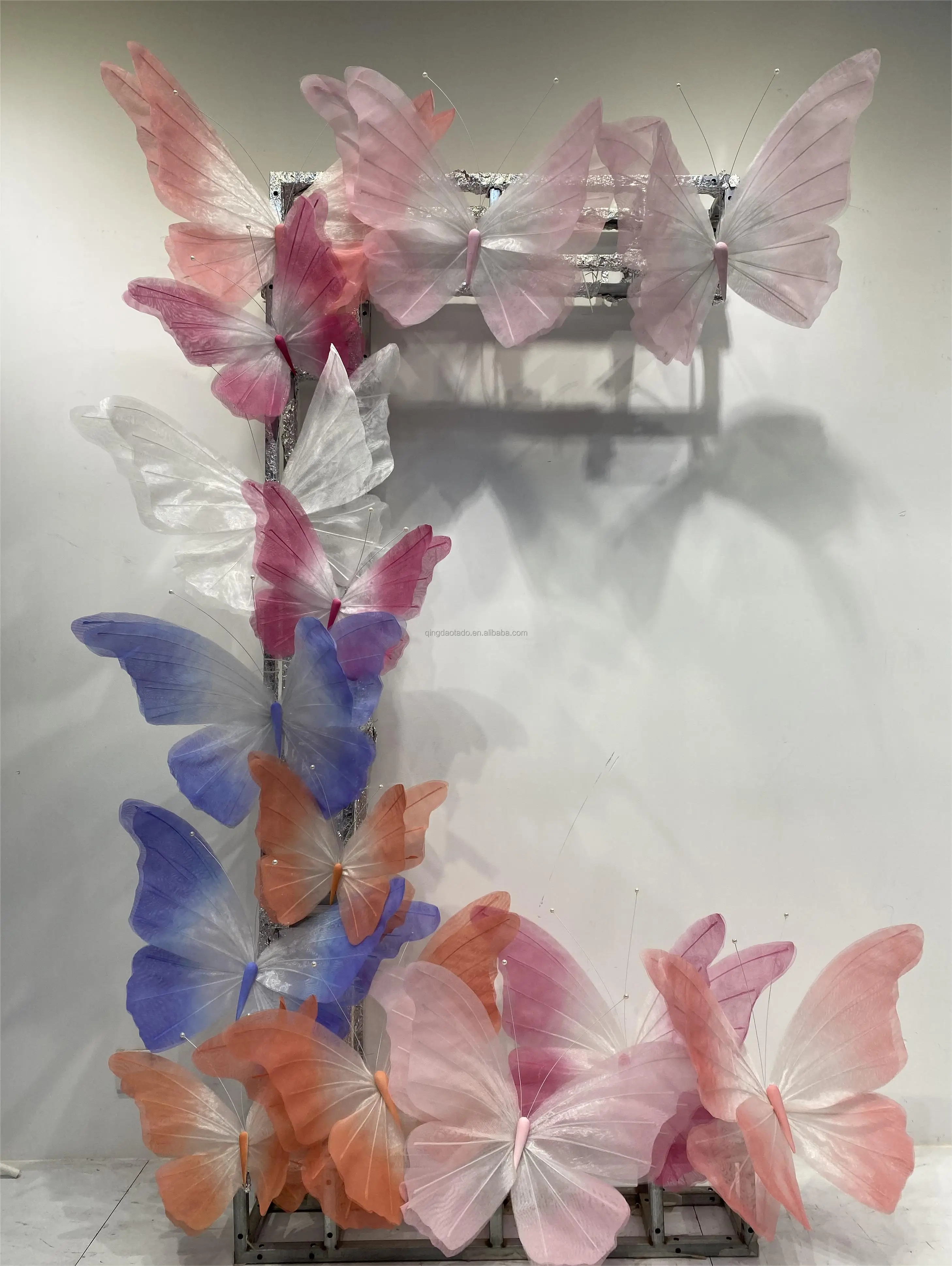 Customized Giant Organza Silk Butterfly Decoration for Weddings