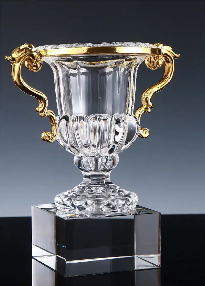 ADL New Design Elegant Metal Crystal Crown Trophy Awards