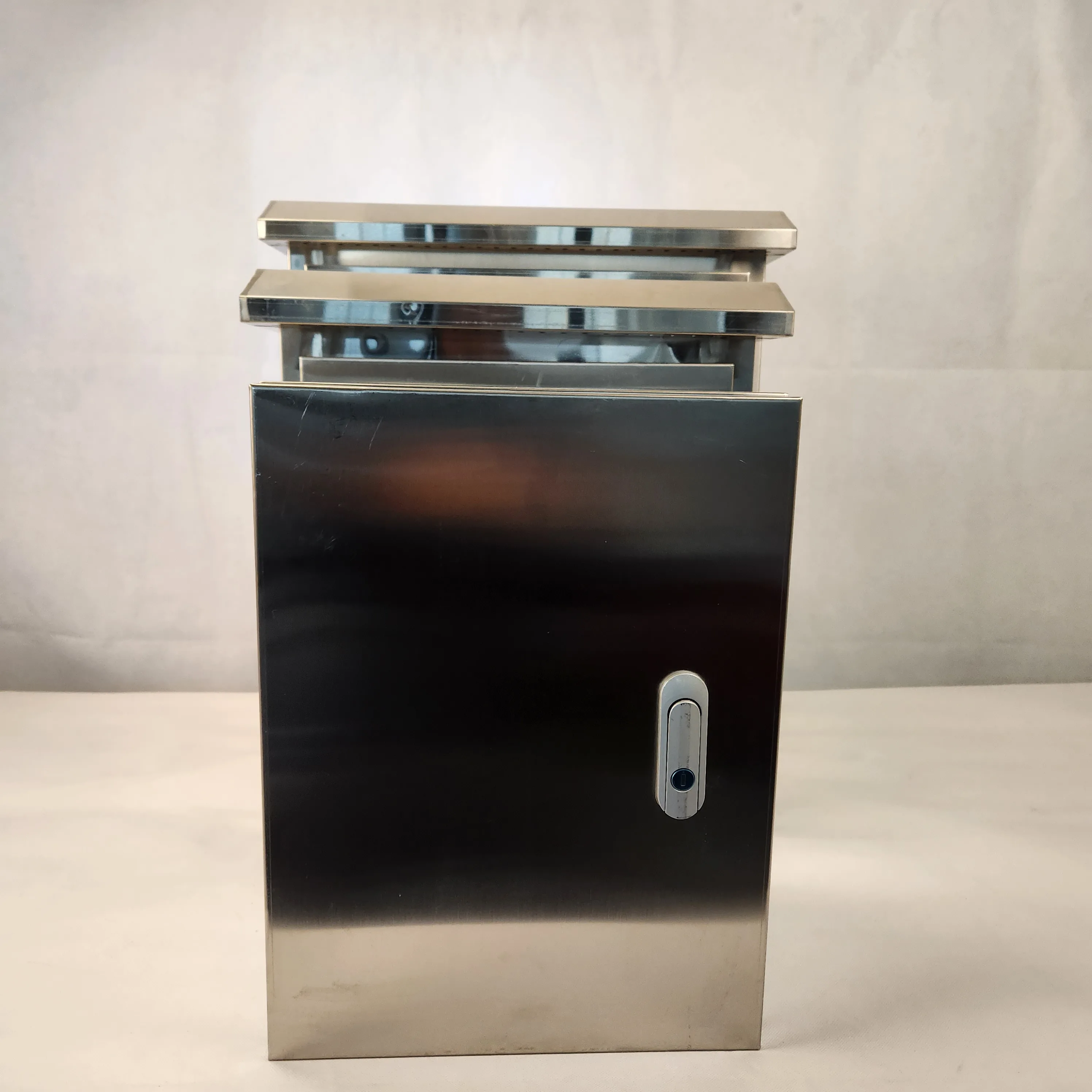 Customized Outdoor Waterproof Metal Distribution Box Stainless Steel ...