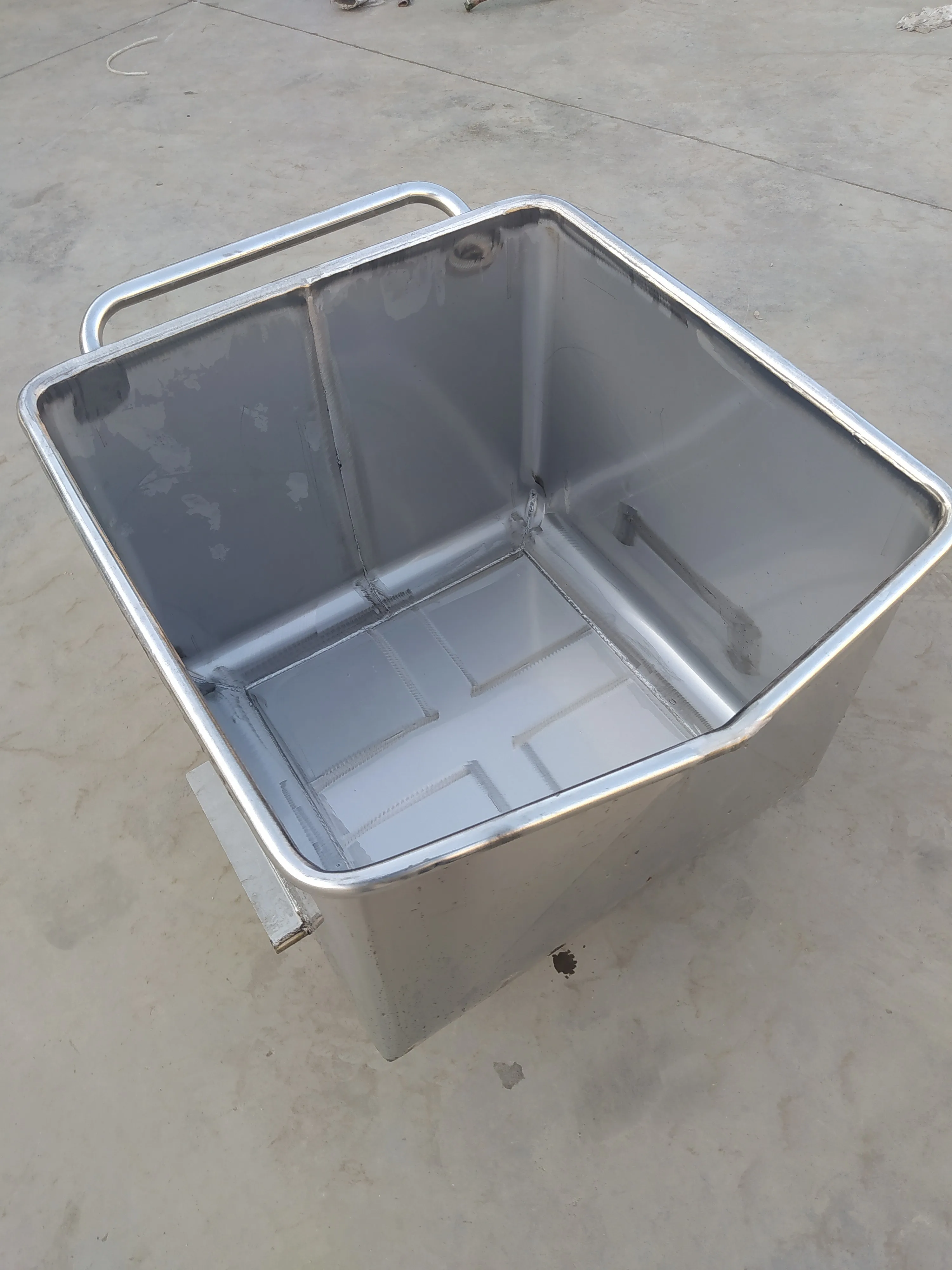 SS 304 Stainless Steel 200L Hopper Food Factory Meat Transport| Alibaba.com