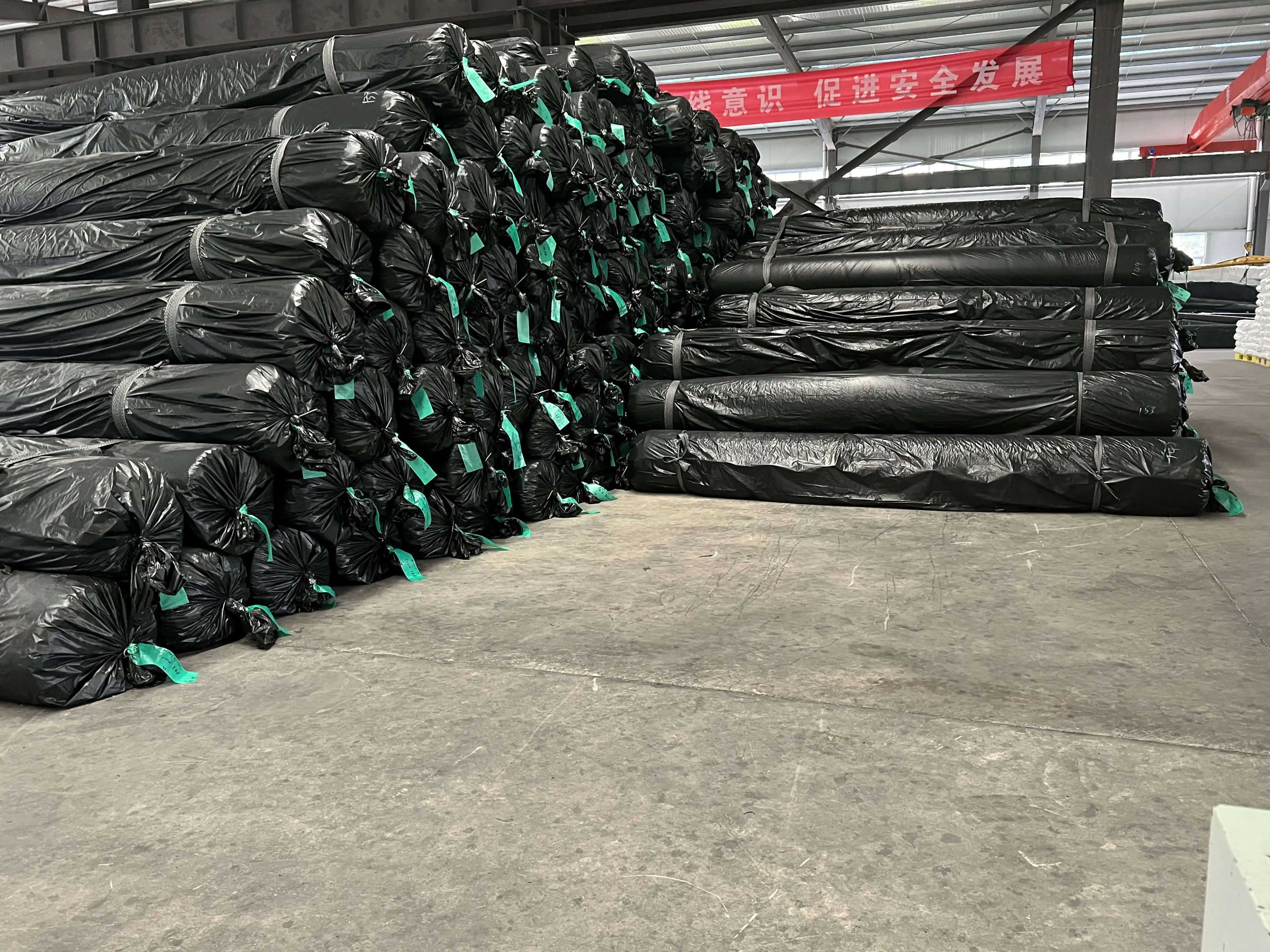 HDPE Geomembrane Liner - Durable Landfill Cover Solution