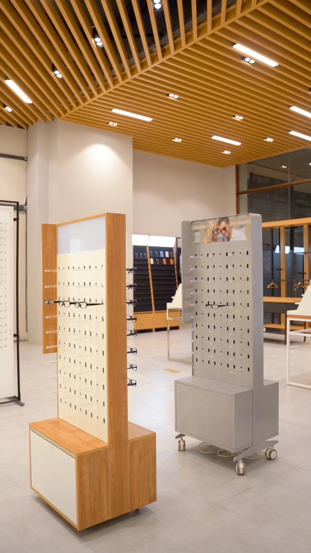 Modern Optical Shop Design Layout Decoration Wall Mounted Eyewear ...