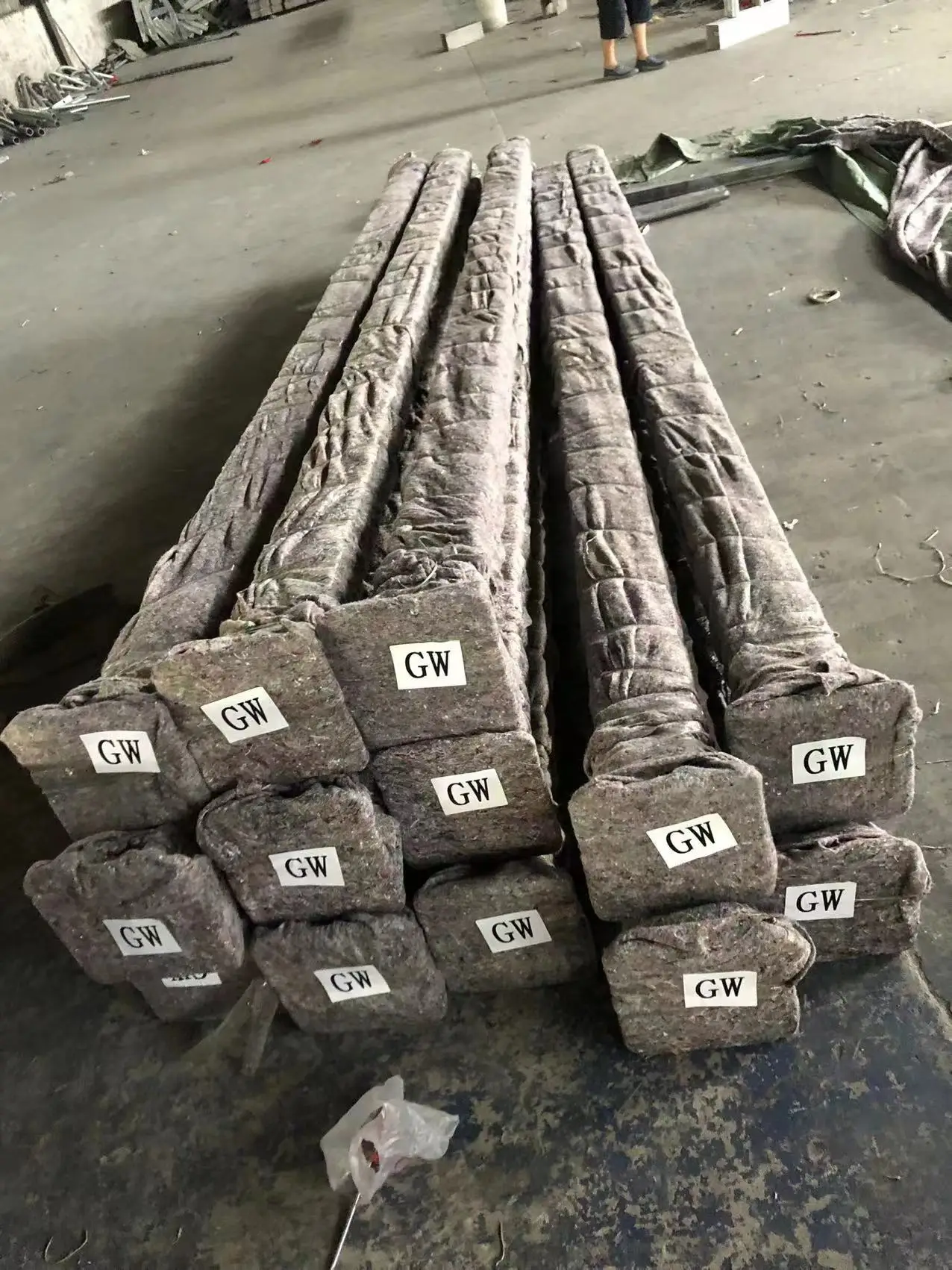 Dawn New Design Waterproof Lighting Pole 3m 4m Street Solar Light Pole ...