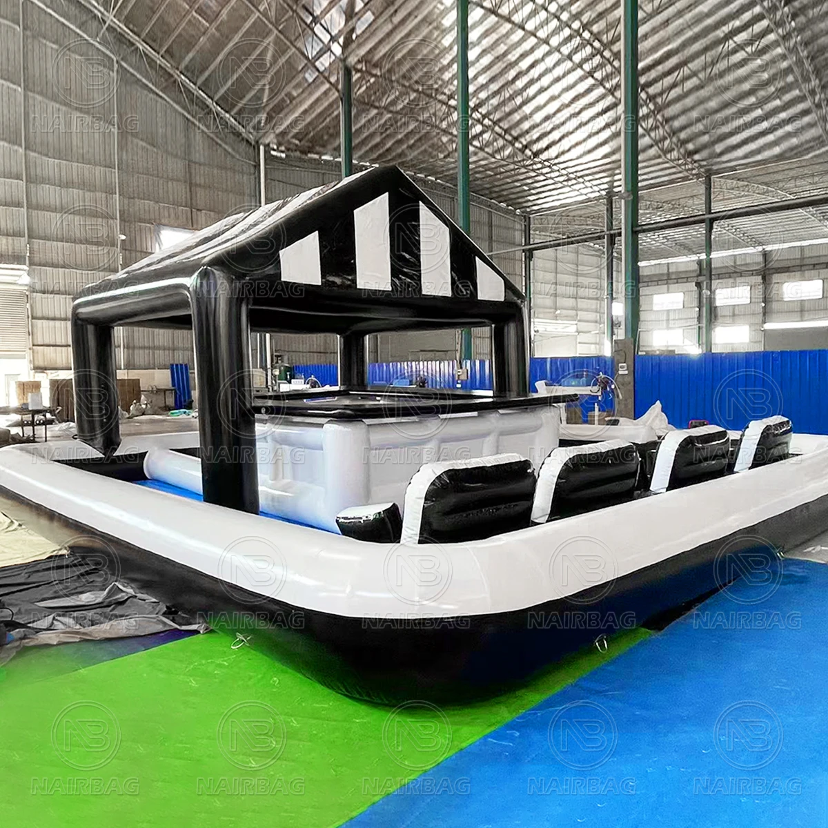 Outdoor Inflatable Pool Bars - Perfect for Backyard Parties