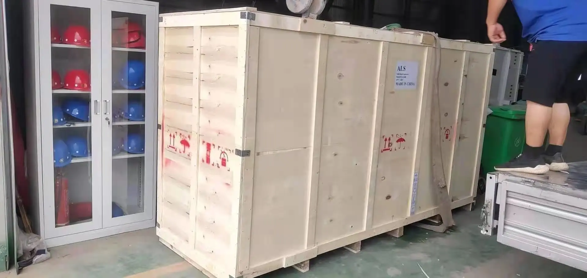 Fine Sieving Linear Vibrating Screen Sieve Machine For Granular ...