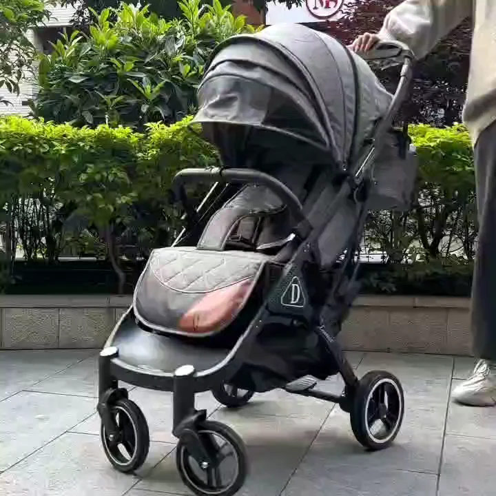 Comfortable And Lightweight Foldable Baby Stroller With Mommy Bag ...