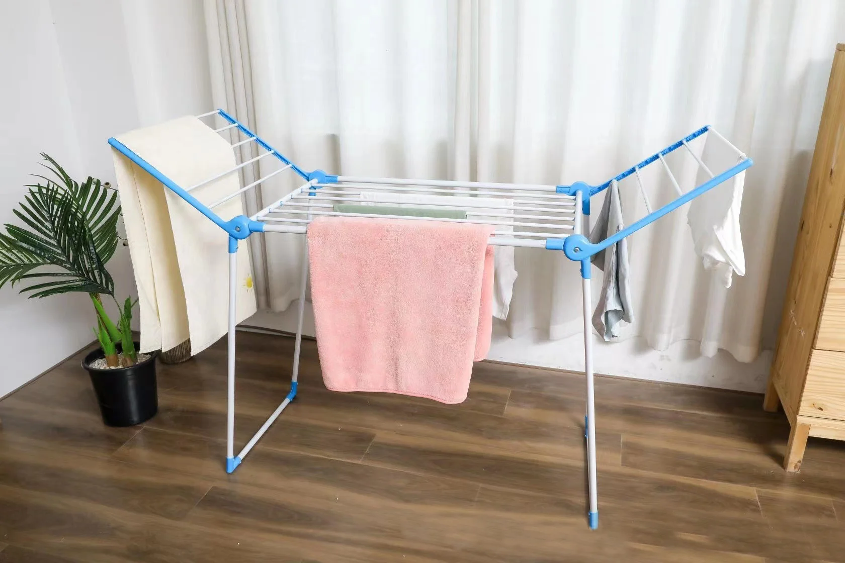 Wholesale Gullwing Laundry Movable Type Home Metal Custom Cloth Drying ...