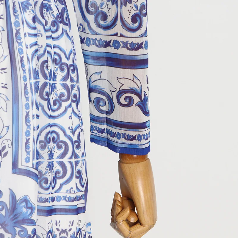 Fashion Style Blue And White Porcelain Dress Round Neck Long Sleeve ...