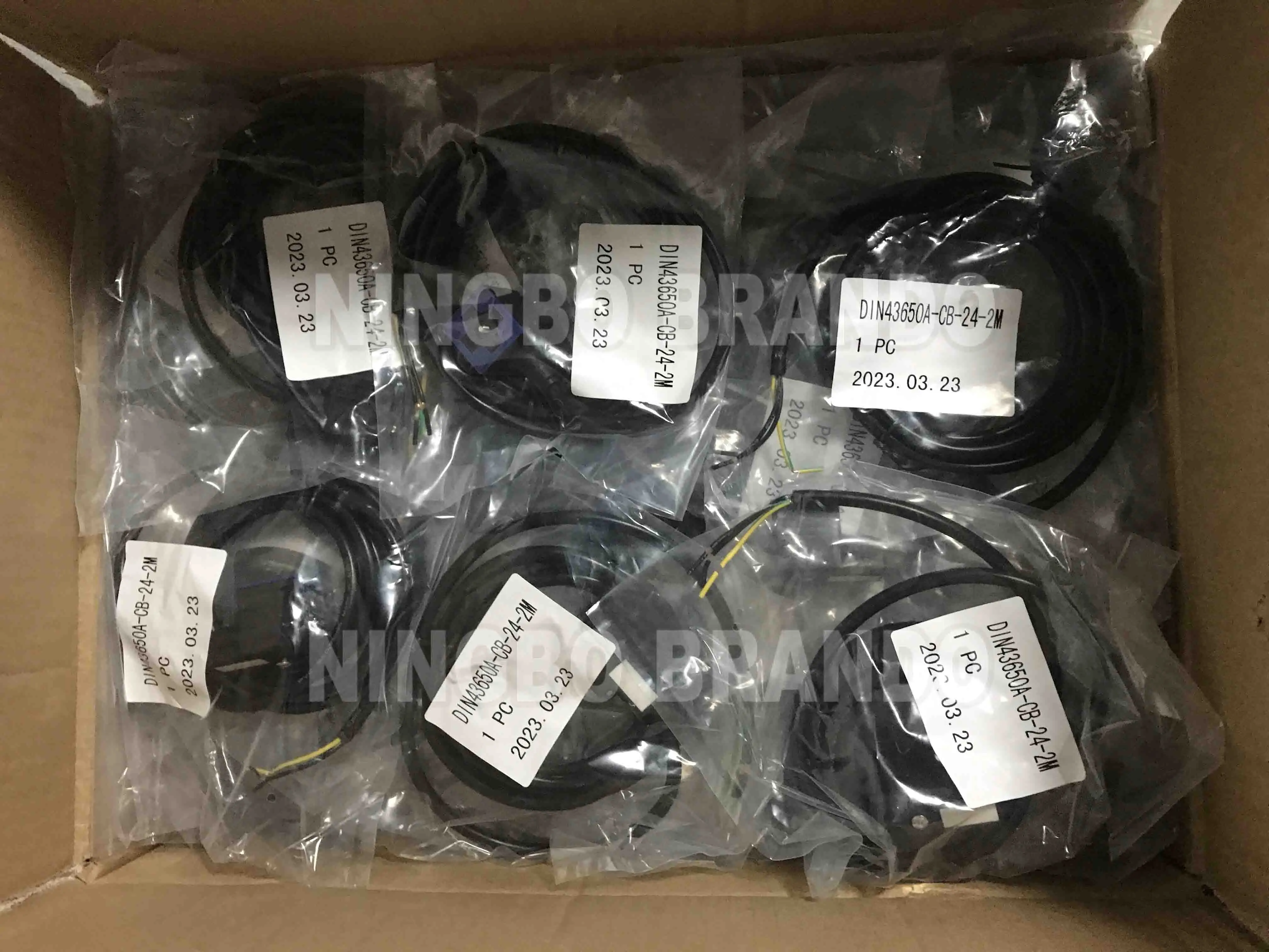 Din43650c防水ip67 2p + E 3p + E模制电缆电磁阀线圈连接器，带发光二极管指示器din 43650形式c Din 43650c - Buy Din 43650模压电缆 ...