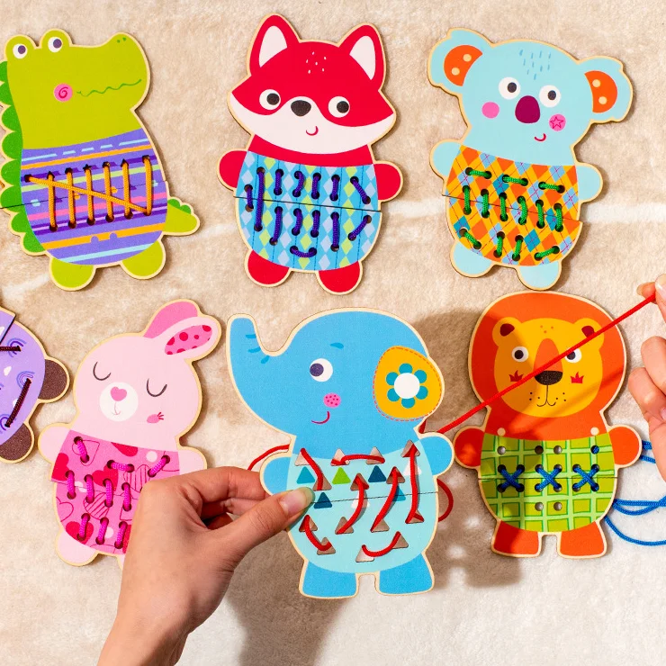 Wooden Threading Rope Travel Preschool Games Wooden Animal Threading ...