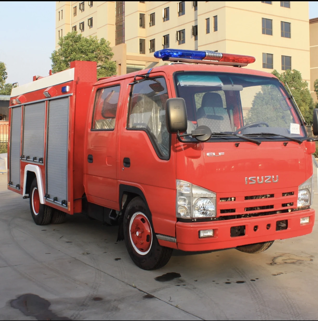 High Quality Light Weight ISUZU Mini Fire Truck Mini 100p Water Tanker ...