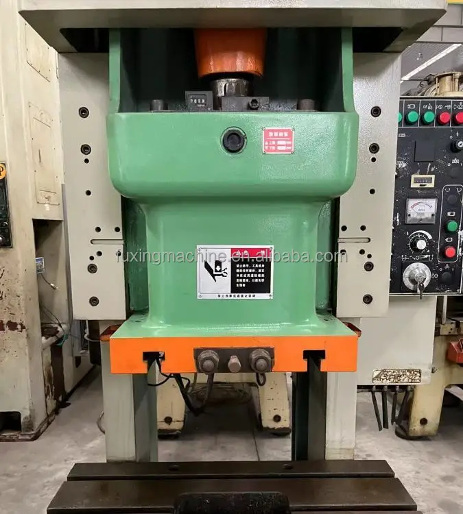 Used Chinese Taiwan SEYI SN1-45 Punch Press Machine 45 Ton