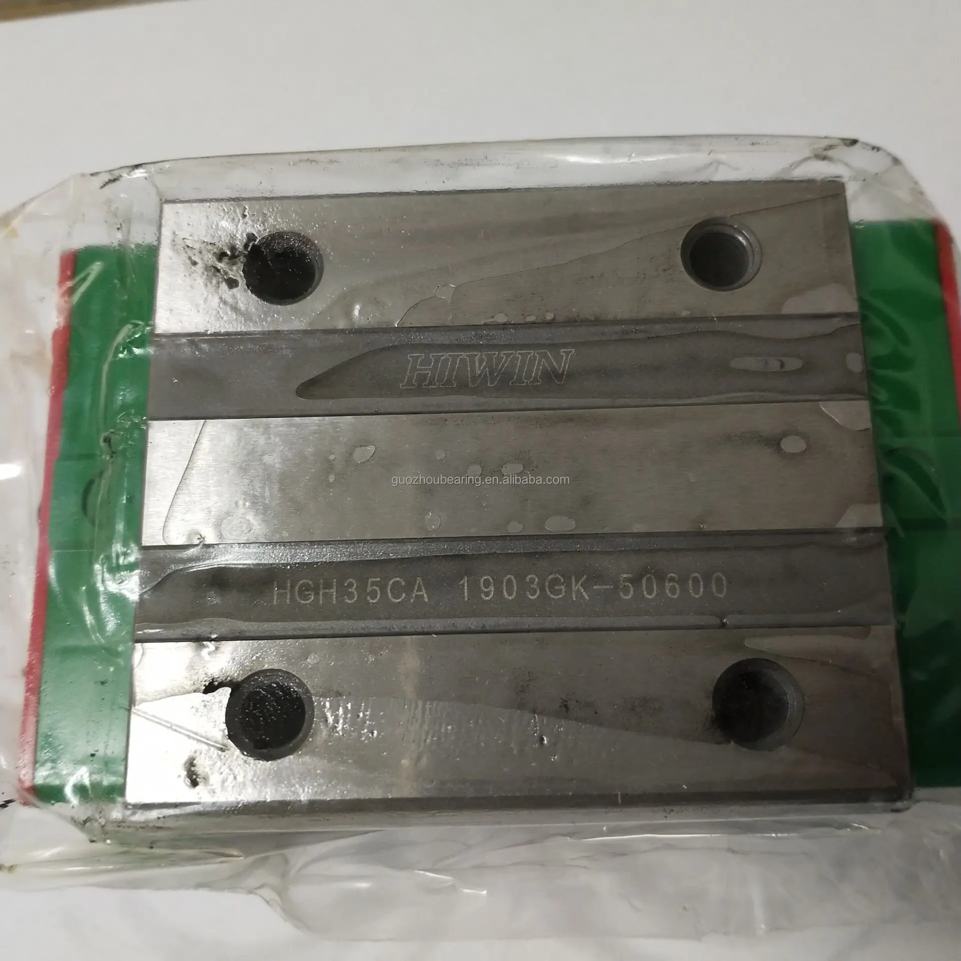 HIWIN Linear Guideway HGH35CA - Precision and Durability