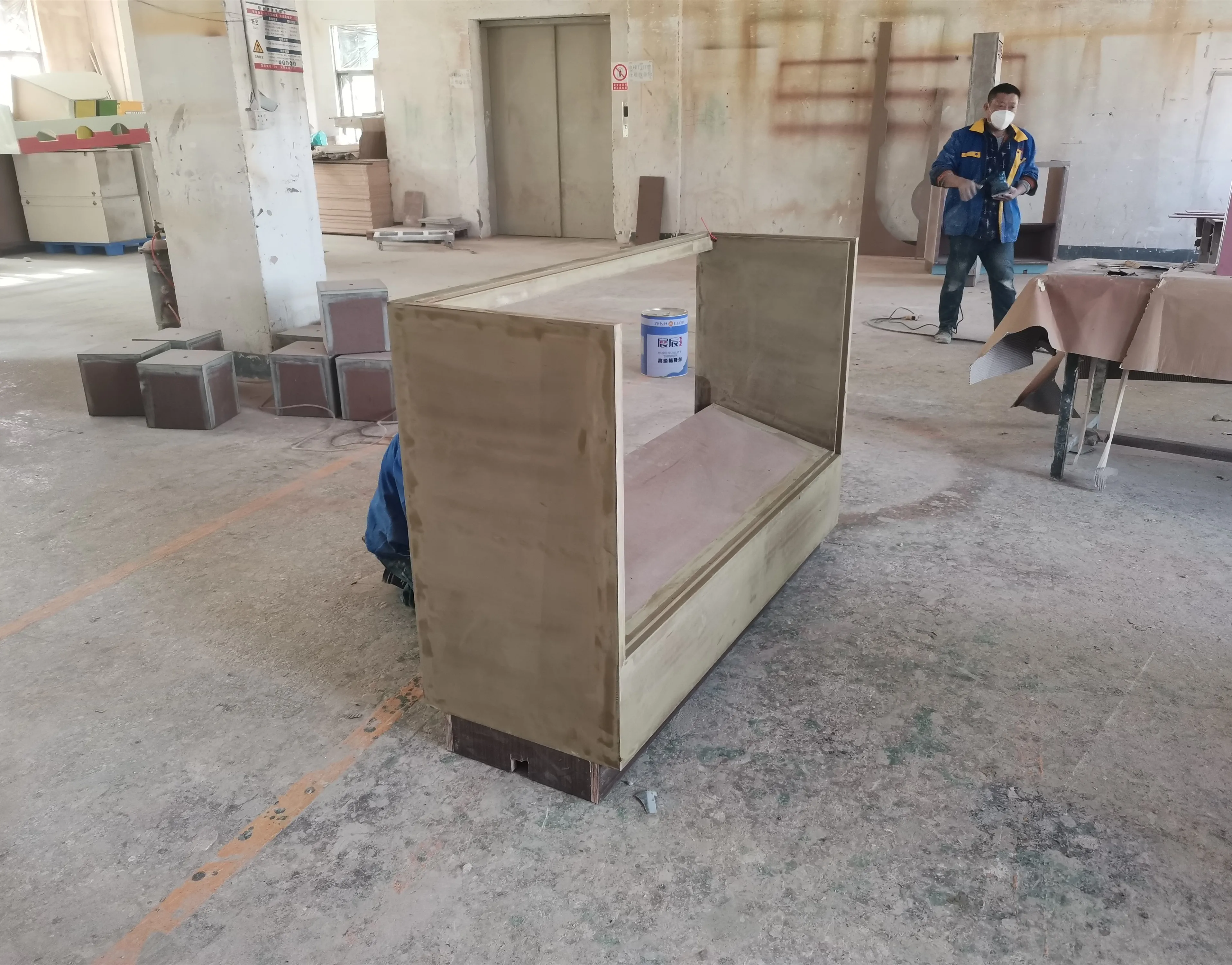 Modern Boutique Dressing Room with Fabric Curtain for Retail Clothing ...