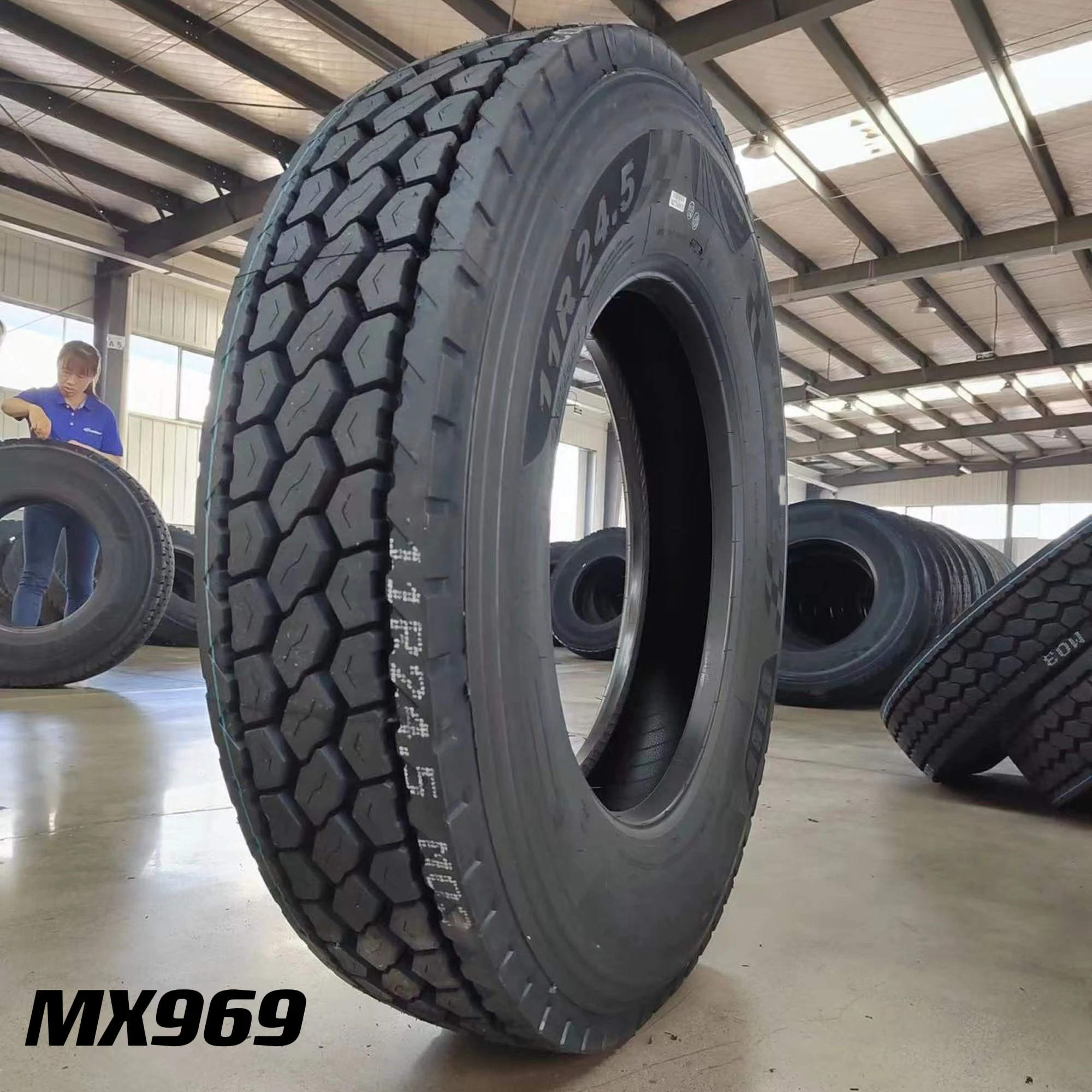 Wholesale Truck Tyre Bus Radial Tire 11.00r20 11r22.5 11r24.5 295/80r22 ...