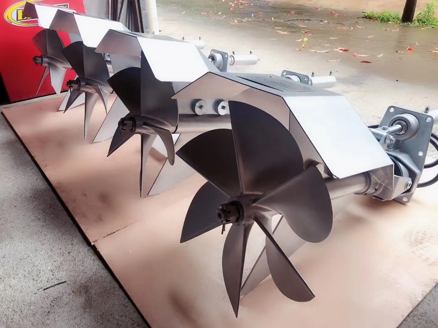 Tofoo The New Semi-submerged Propeller System Works With High ...