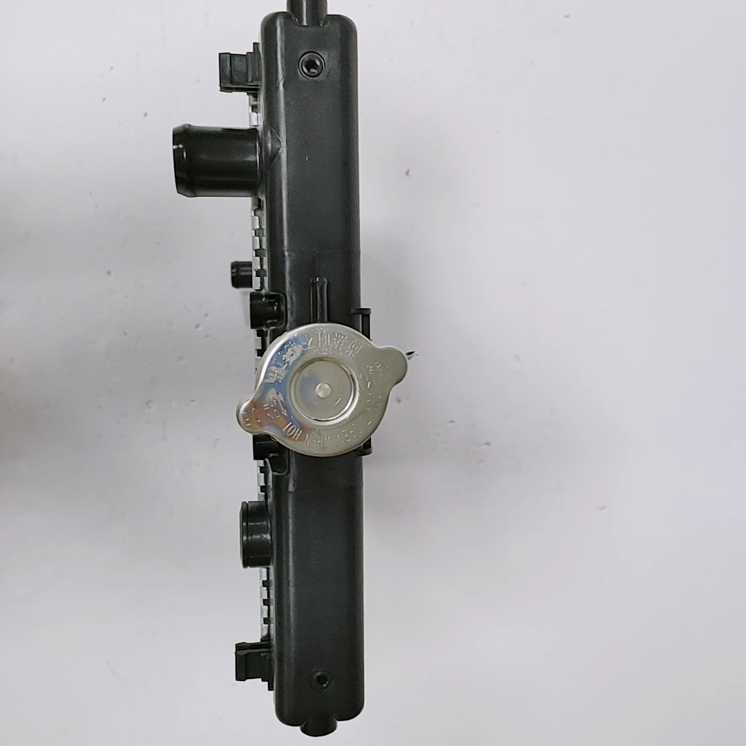 Perkins Radiator Aluminum Plastic 100 Series HP 35107U OEM U45506580