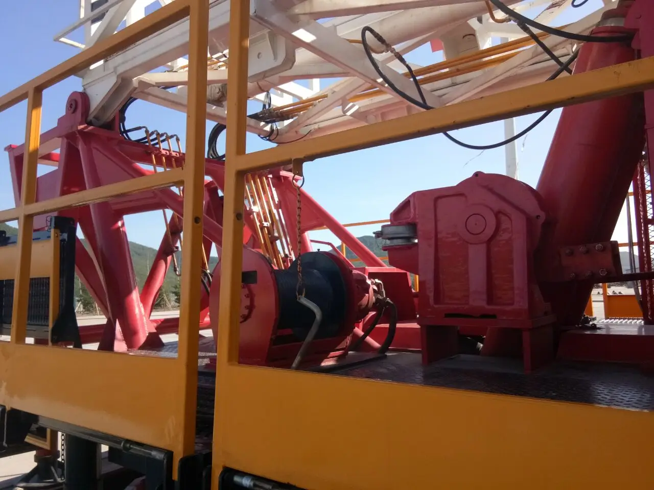 3000 Meter 750hp Work Over Rig Mine Water Hydraulic Mechanical Truck ...