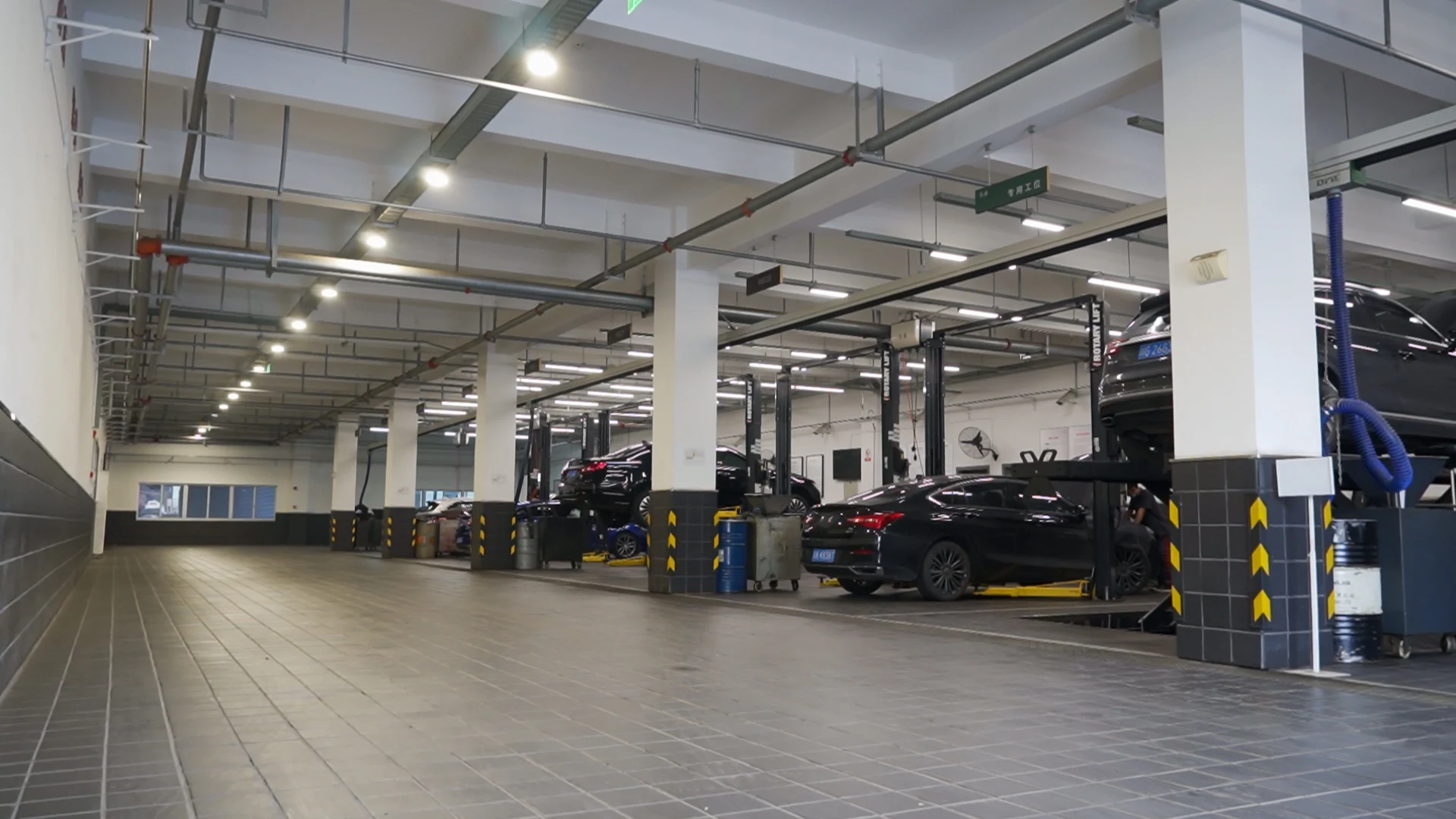 Huawei Aito M7 Suv Hybrid Electric Car New Energy Vehicles 6 Seats Aito ...