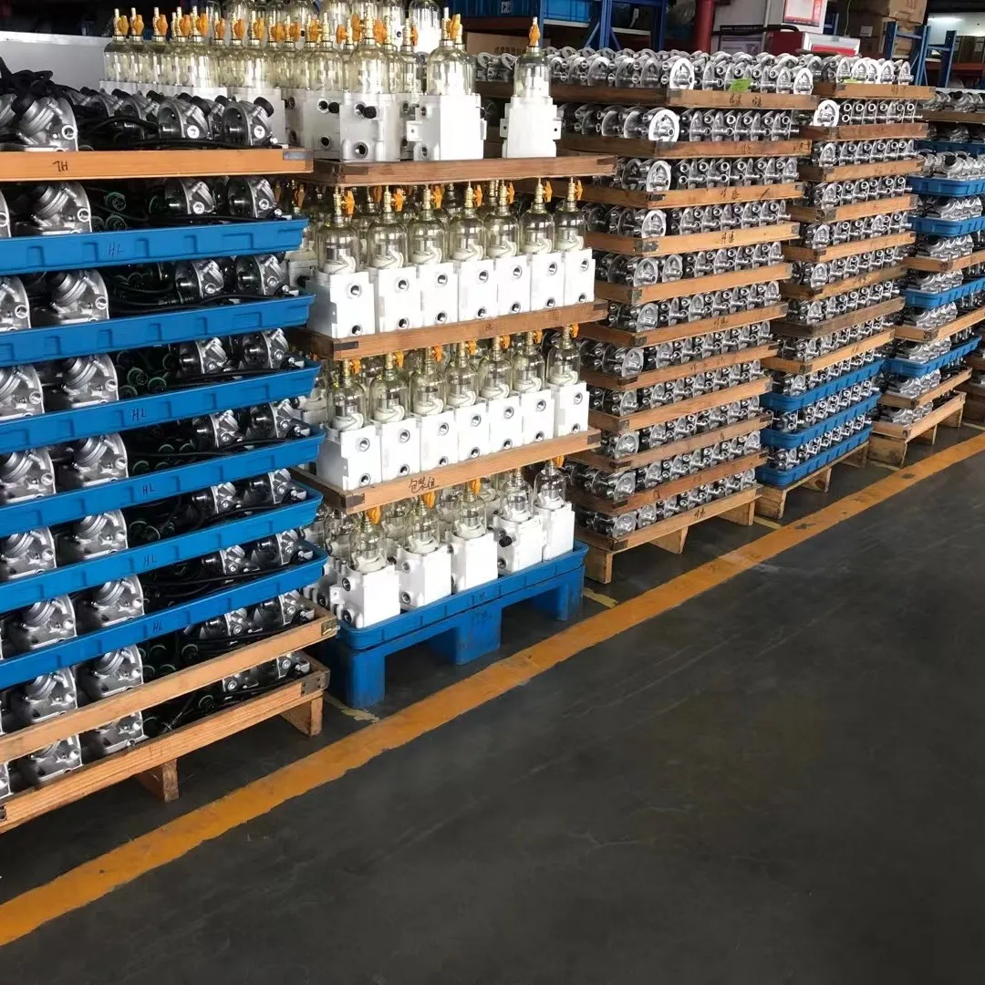 Factory Price Fuel Filter Water Separator Fs19898 4960197 4327370 ...
