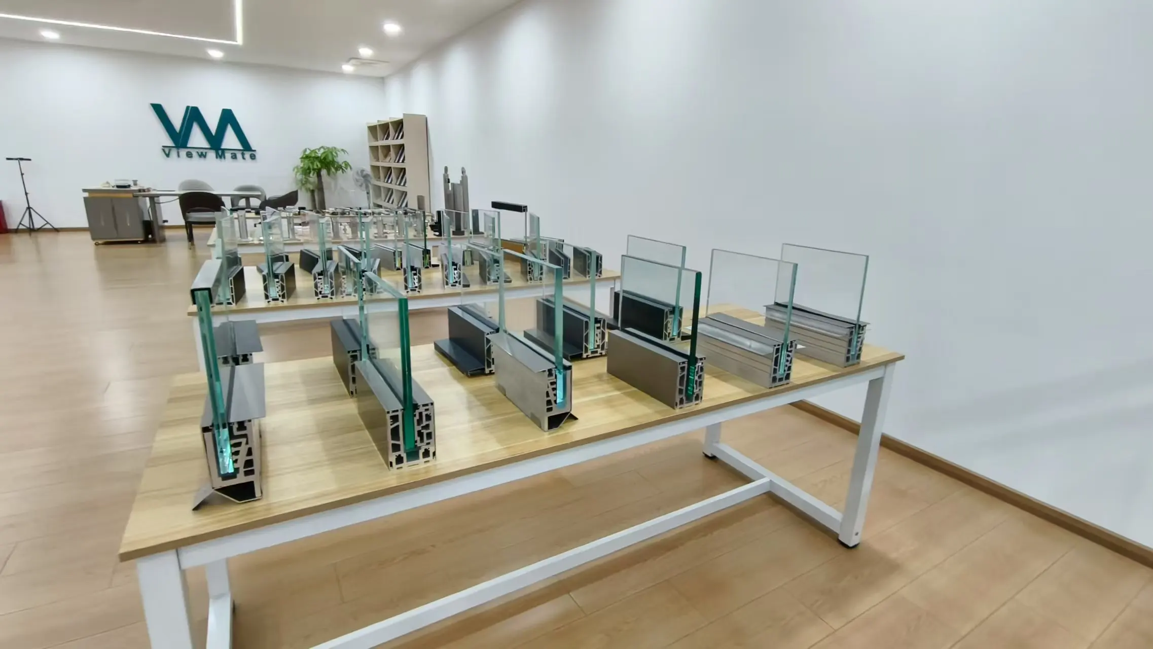 Aluminum Alloy U Channel Frameless Staircase Balustrades Handrails ...