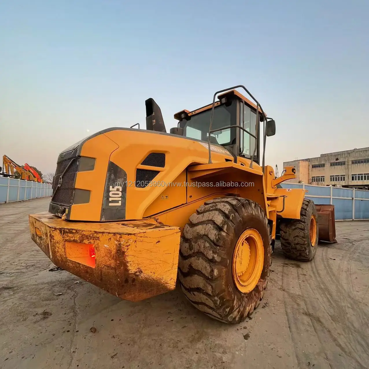 Hot Sale Used Volvo L105 L70e L120 L150 L180 L220 3ton 5 Ton 6 Ton ...