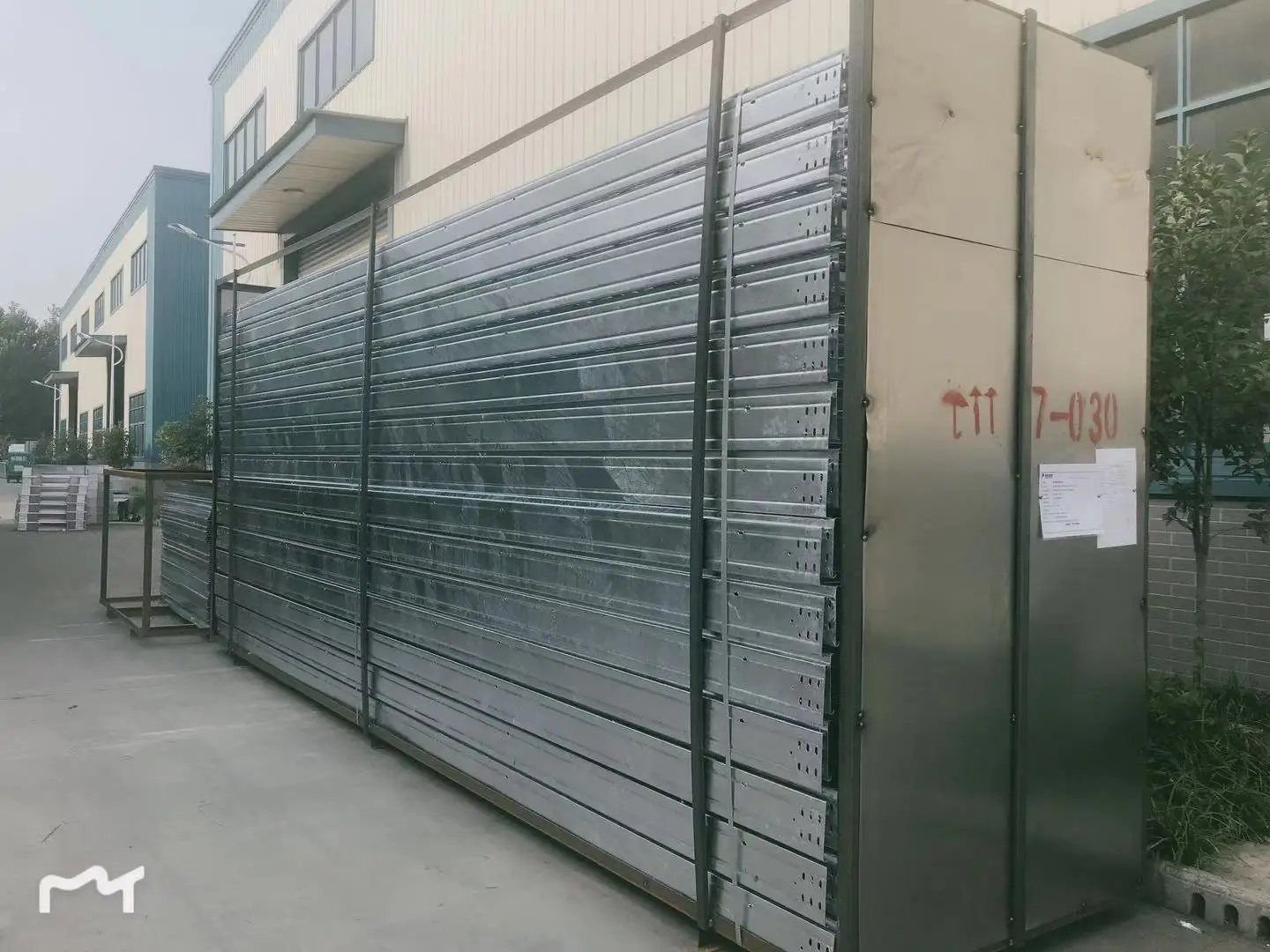 Hongyi Stainless Steel Wire Basket Cnc Cable Tray Roll Form ...