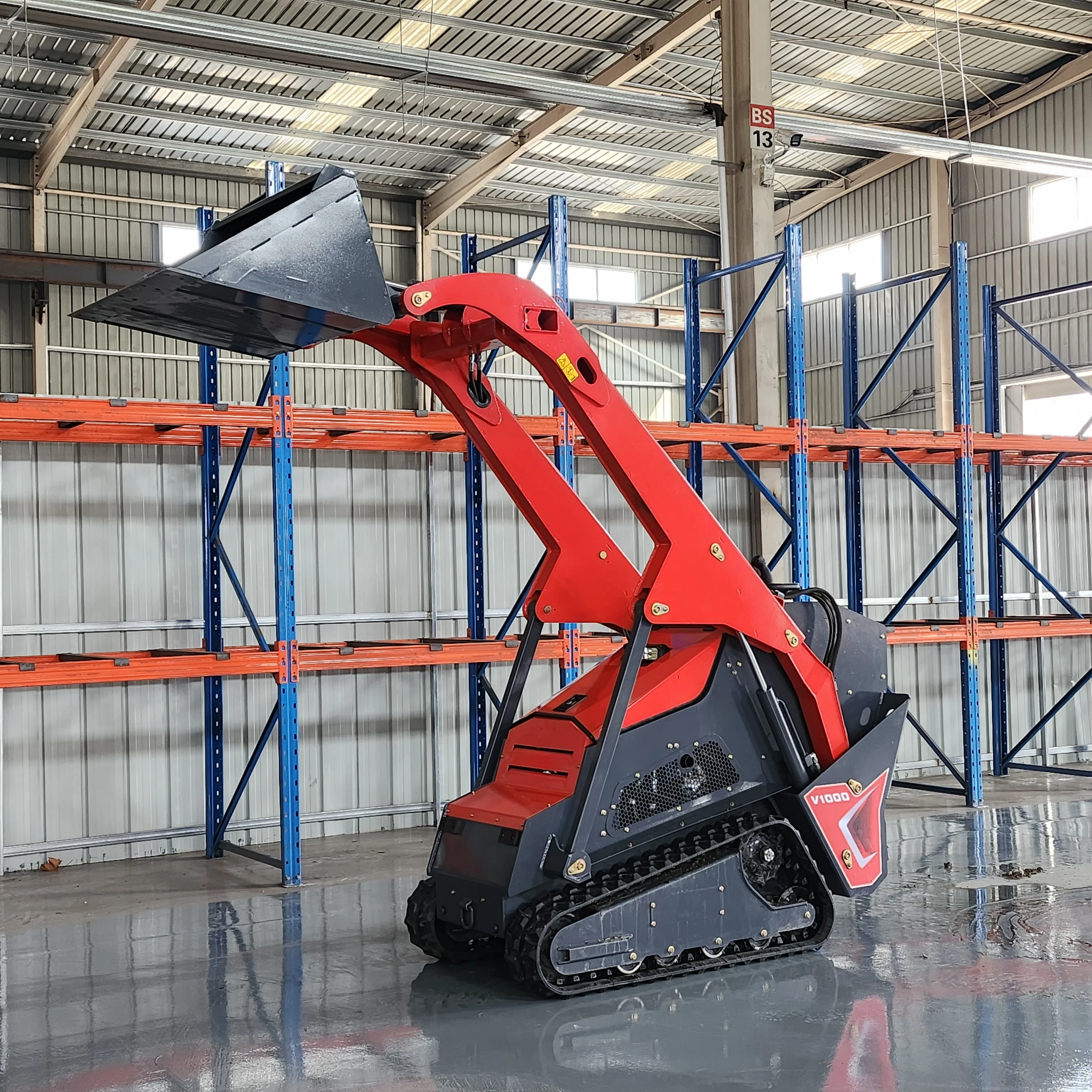 Cheap Walk Behind Crawler Mini Skid Steer Loader with Perkins Diesel