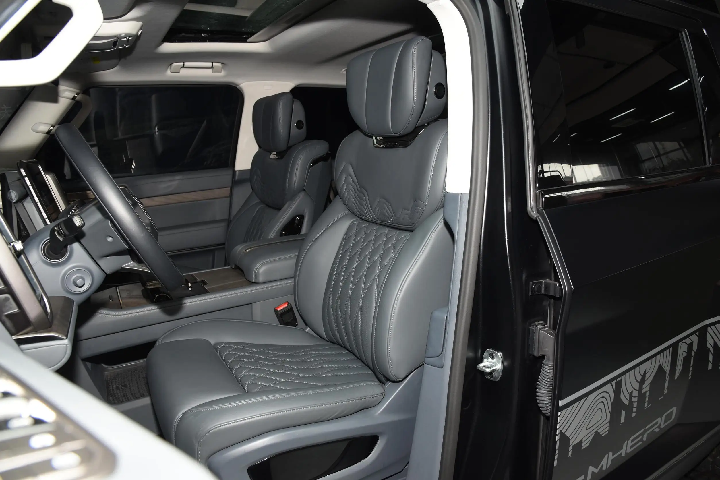 2023 Dongfeng M-hero 917 2024 Brave Warrior Pure Electric Car Dongfeng Mengshi 917 Range ...