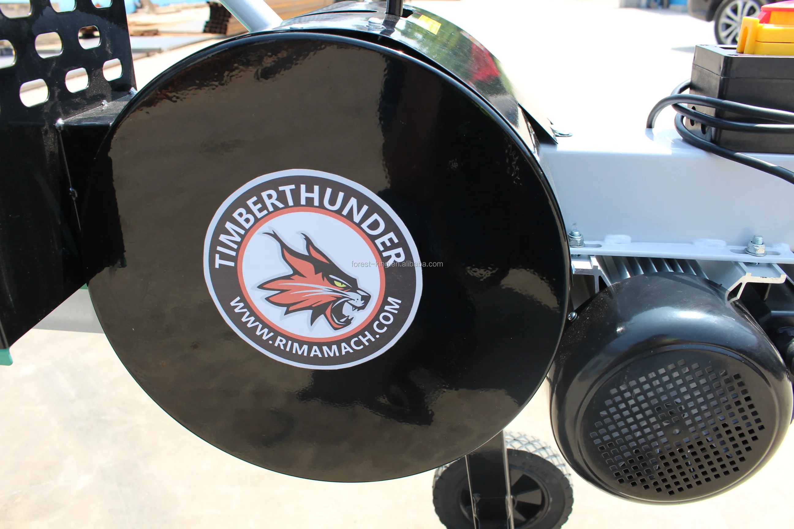 Rima Kinetic Forestry Machine - Efficient Log Splitter