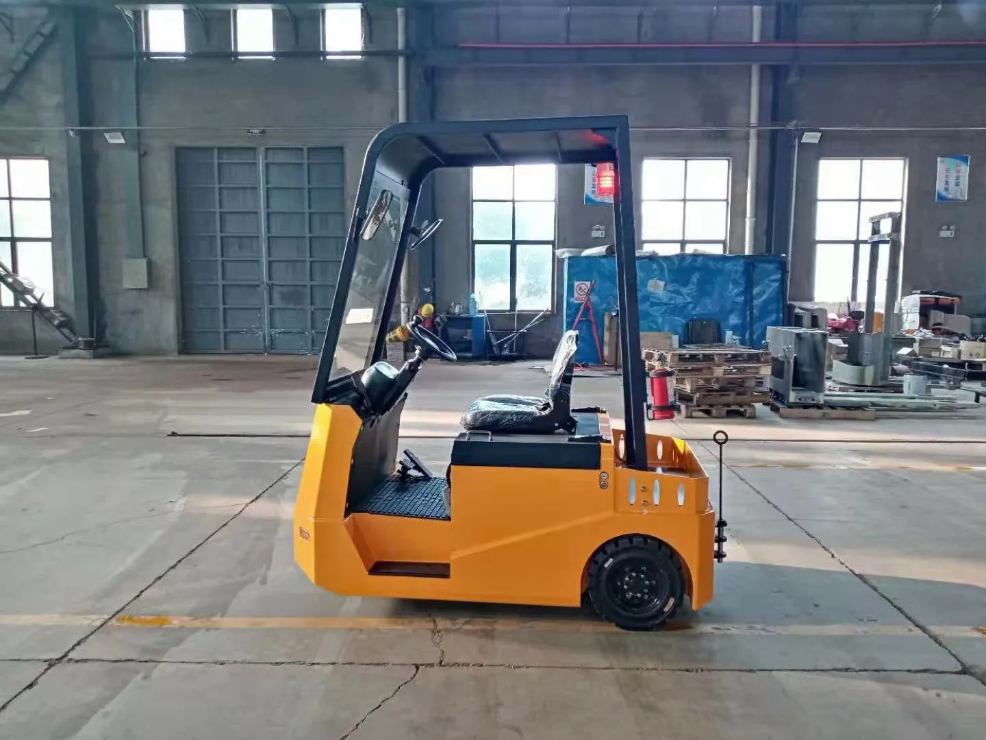 5t-15ton Electric Cart Tugger - Efficient Material Handling