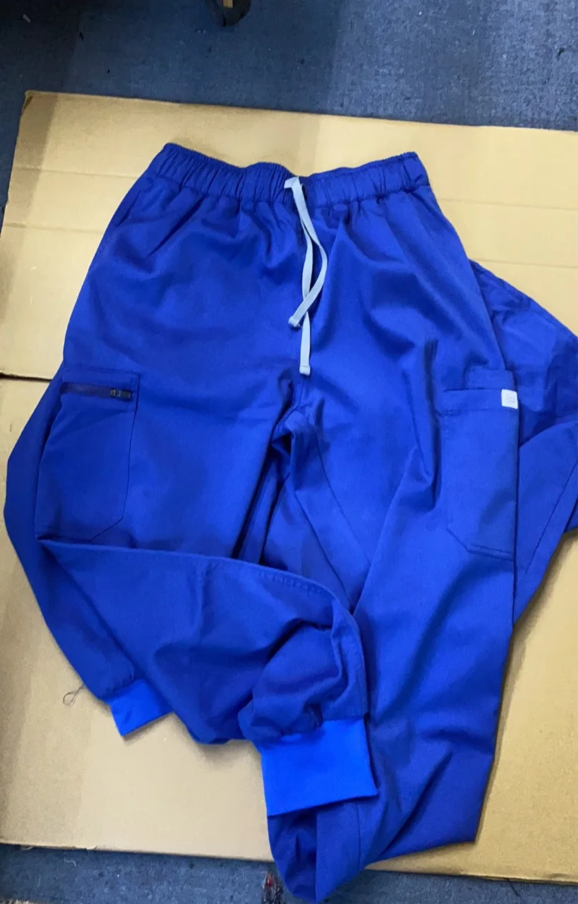 Modern Hospital Staff Work Wear Scrubs Uniforms Sets With Zipper Anti ...