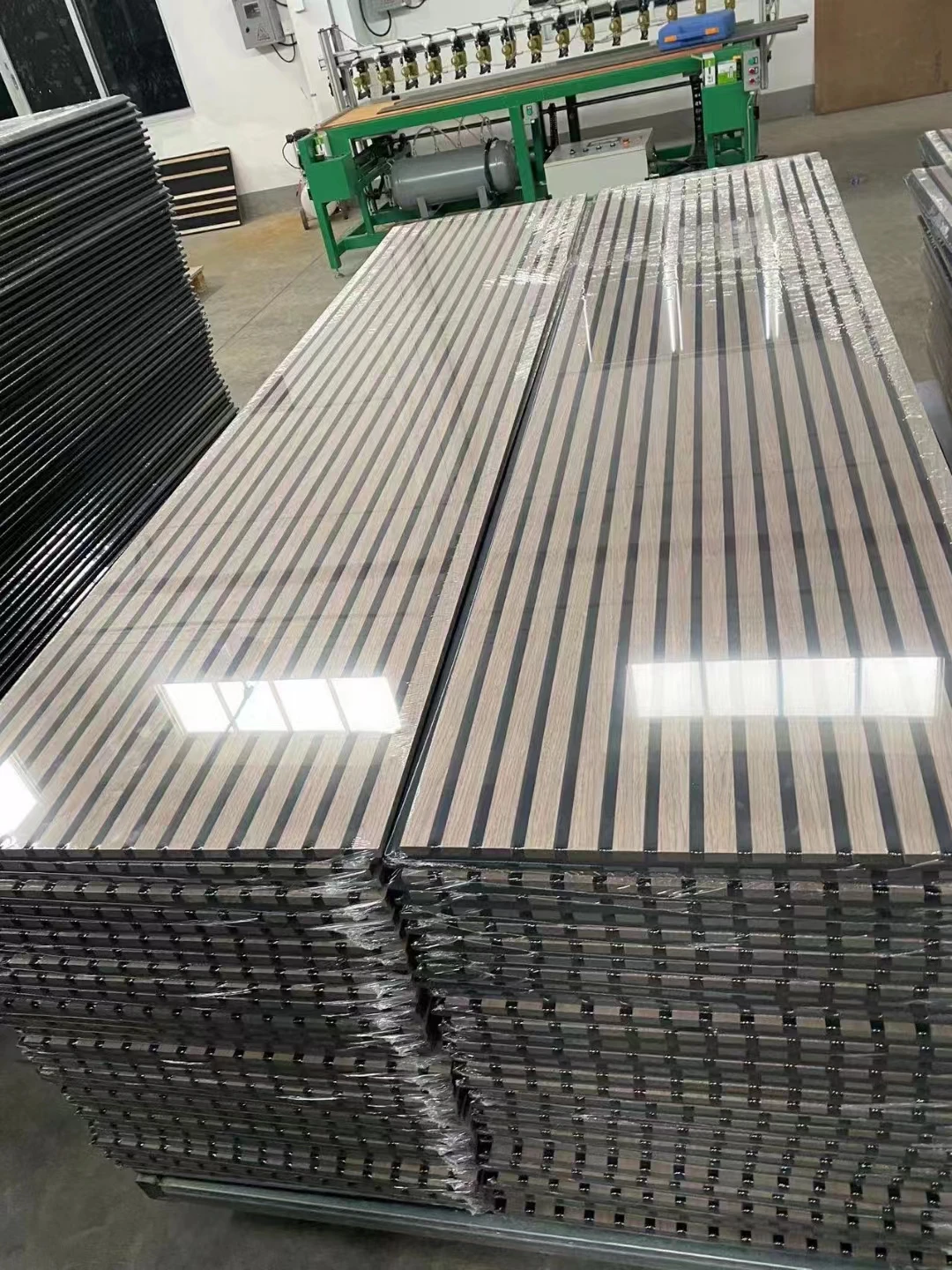 Walnut Oak Waterproof Natural Panel Sound Absorbing Akupanel Decoration ...