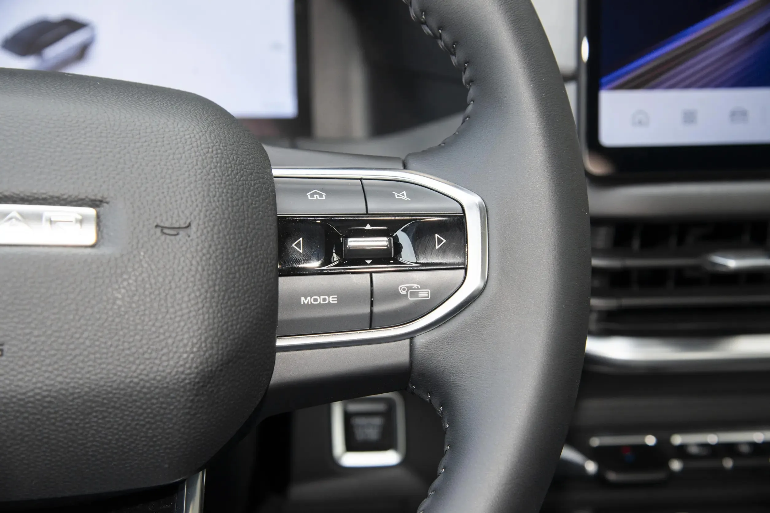 RADAR RD6 Electric Pickup Truck - 428 HP, 4WD, 360° Camera