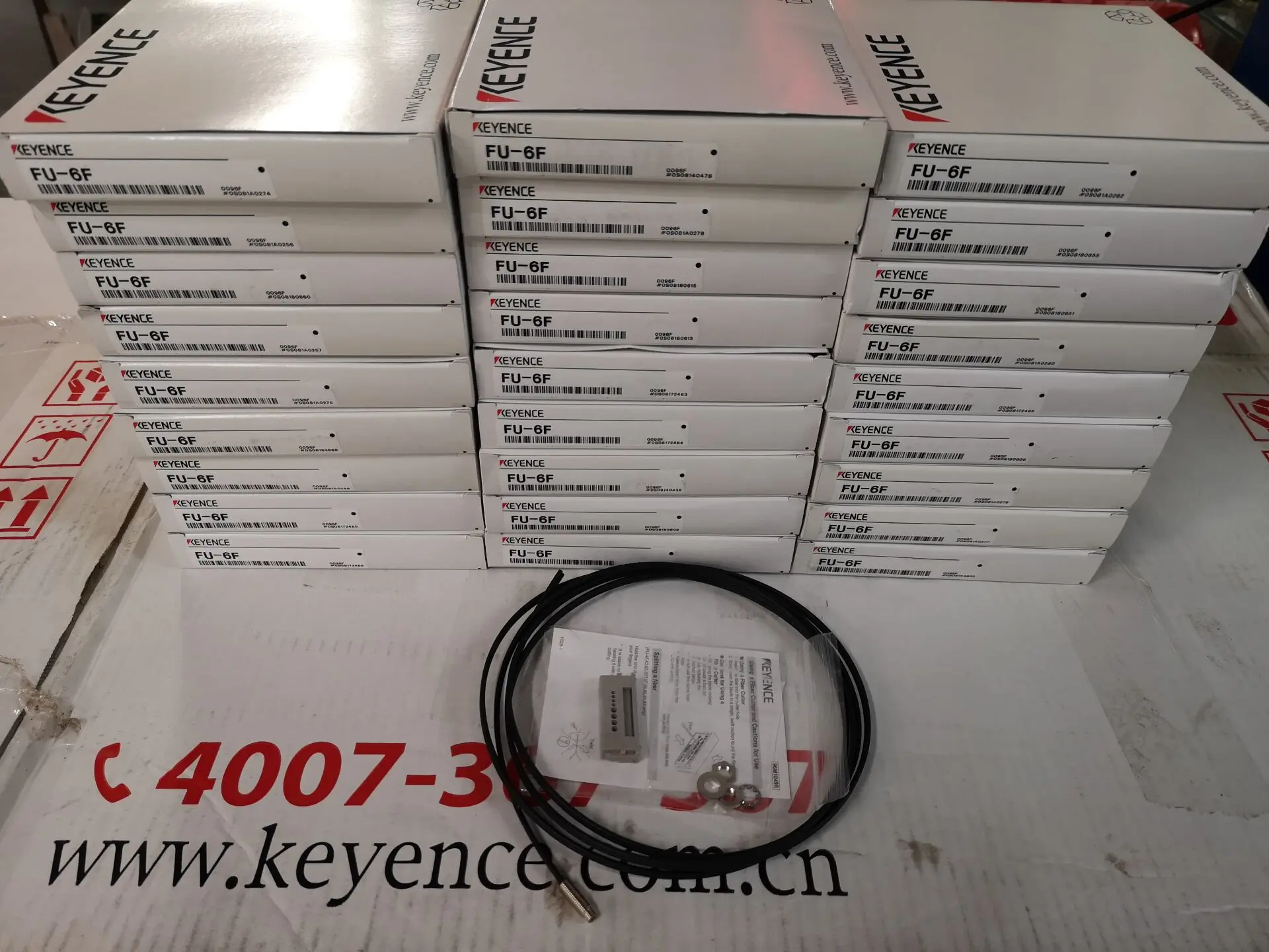 Keyence Fu-38v Digital Fibre Optic Sensors Limited-reflective Fibre ...