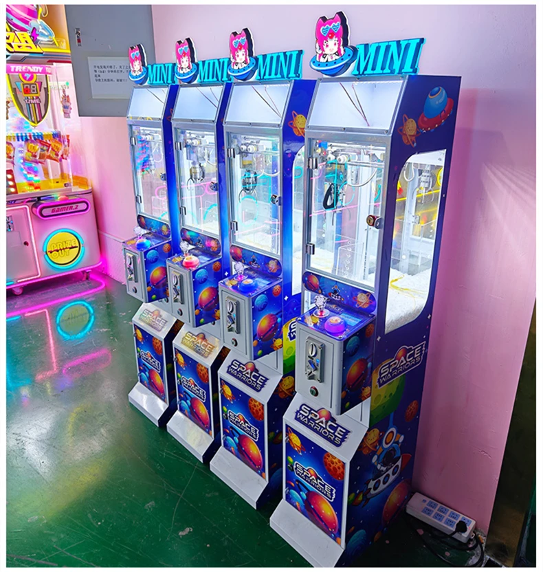 Mini Claw Machine - Fun Vending Arcade Game for All Ages