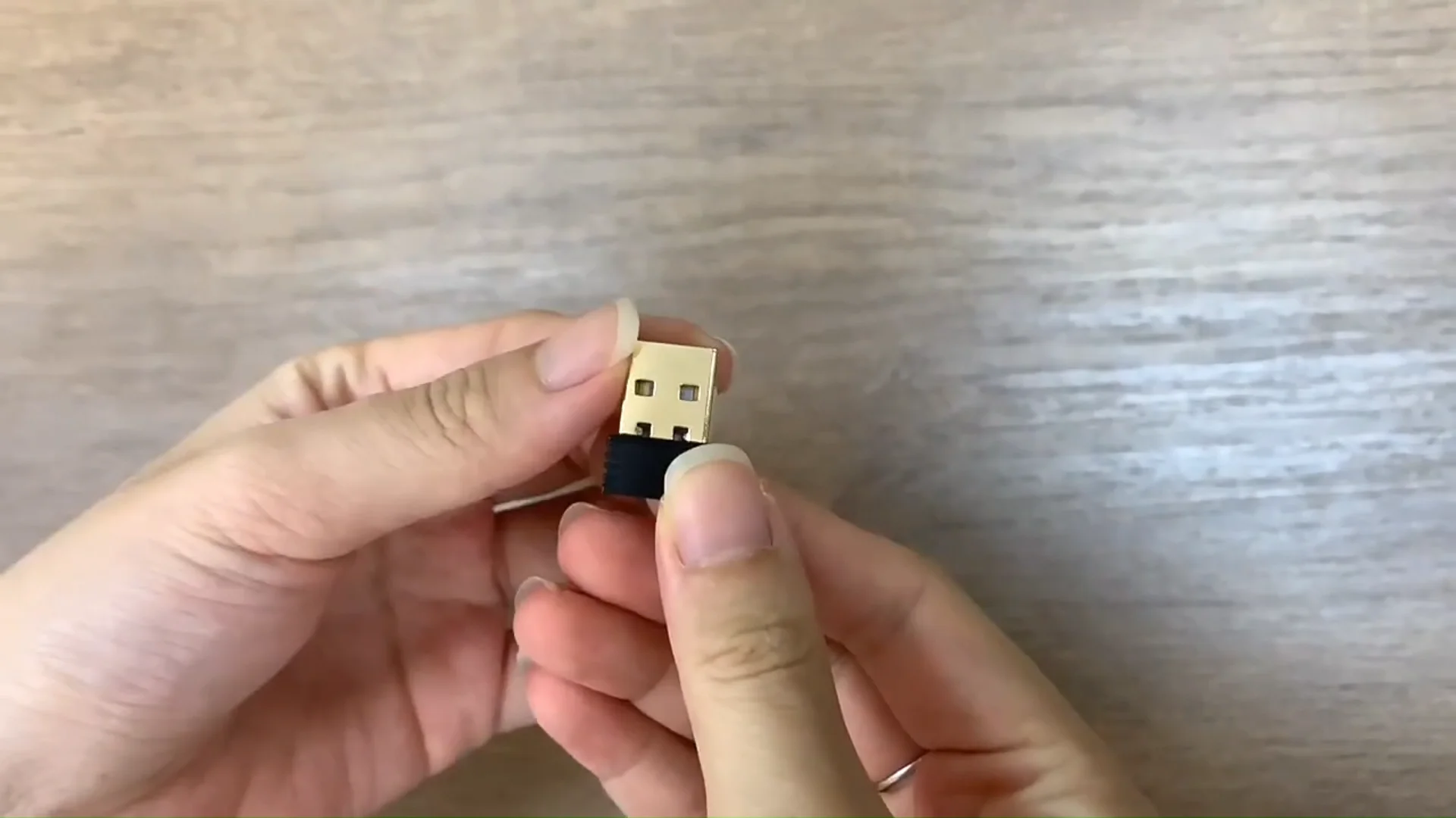 Ble 5.0 Small Programmable Dongle Usb Beacon - Buy Usb Beacon,Ble 5.0 ...