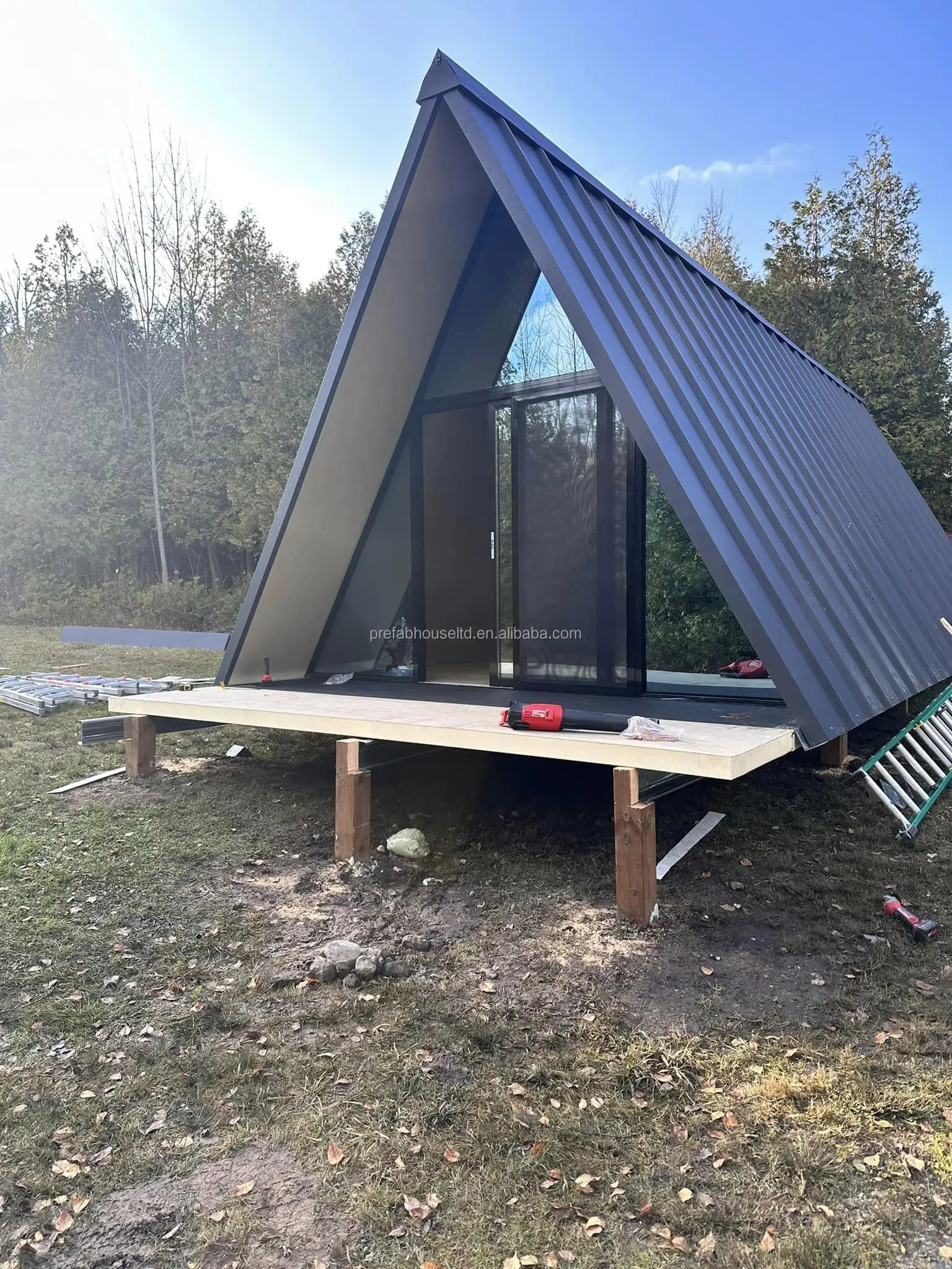 Luxury Prefabricated Houses - Portable Triangle Roof Design