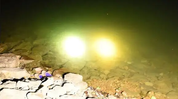Super Bright Yellow Light Color Big Cup Headlamp With 6 Pcs Batteries ...