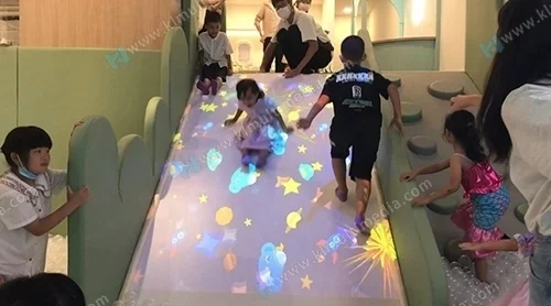 Interactive Projector Games - Immersive 3D AR 4K Hologram Projection