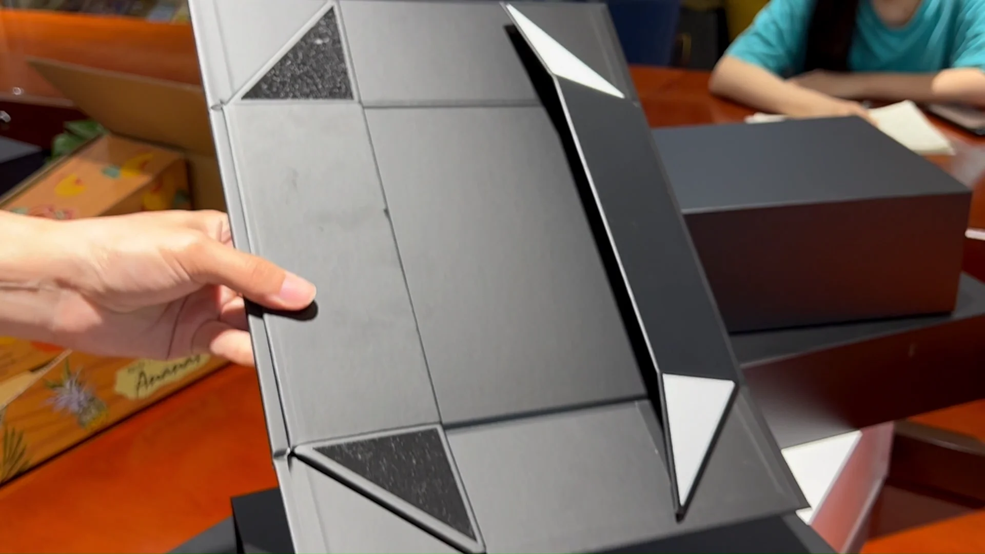 Custom Luxury Black Paper Packing Folding Shoe Gift Box Magnetic Paper ...