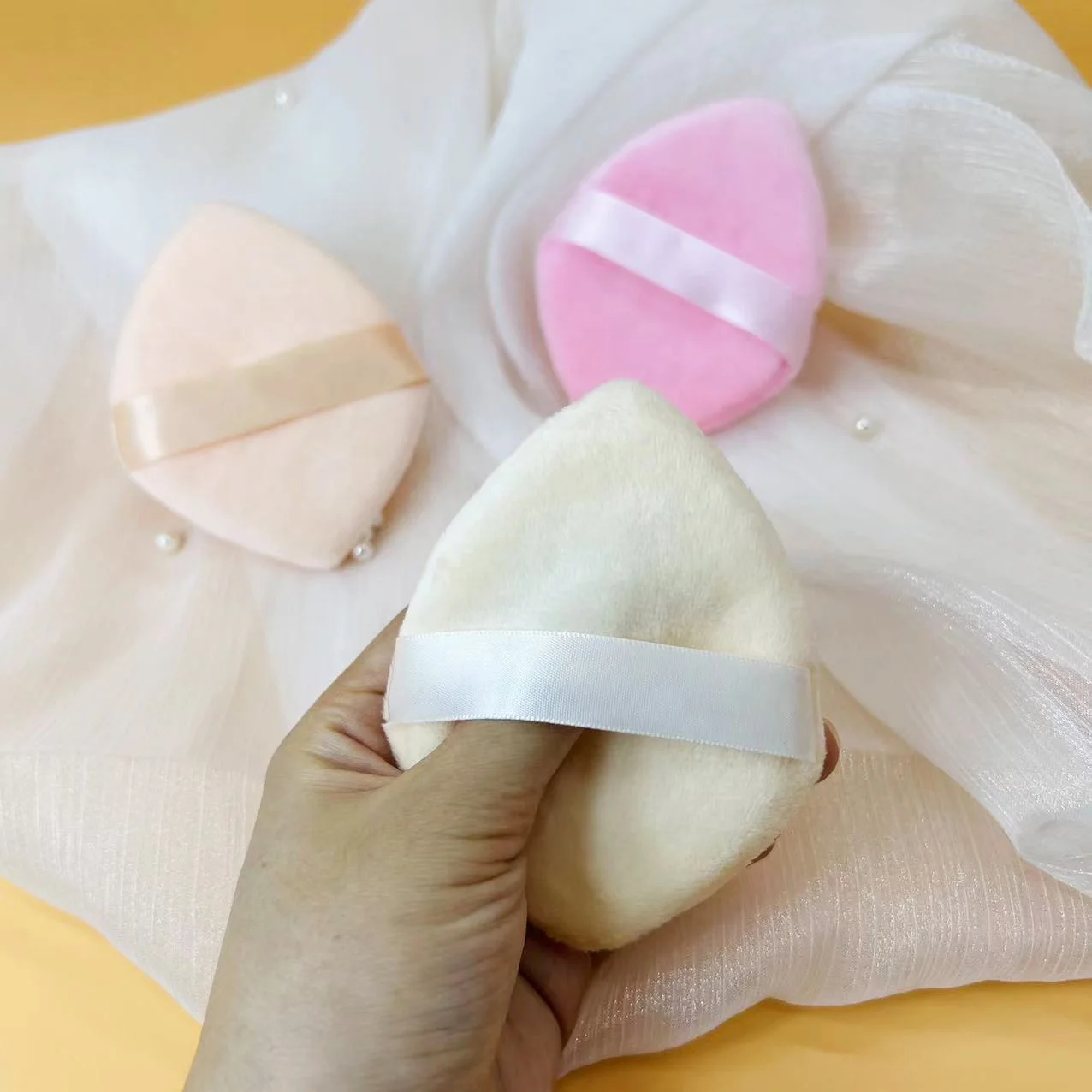 Luxury Diamond Shape Makeup Powder Puffs with Custom Logo