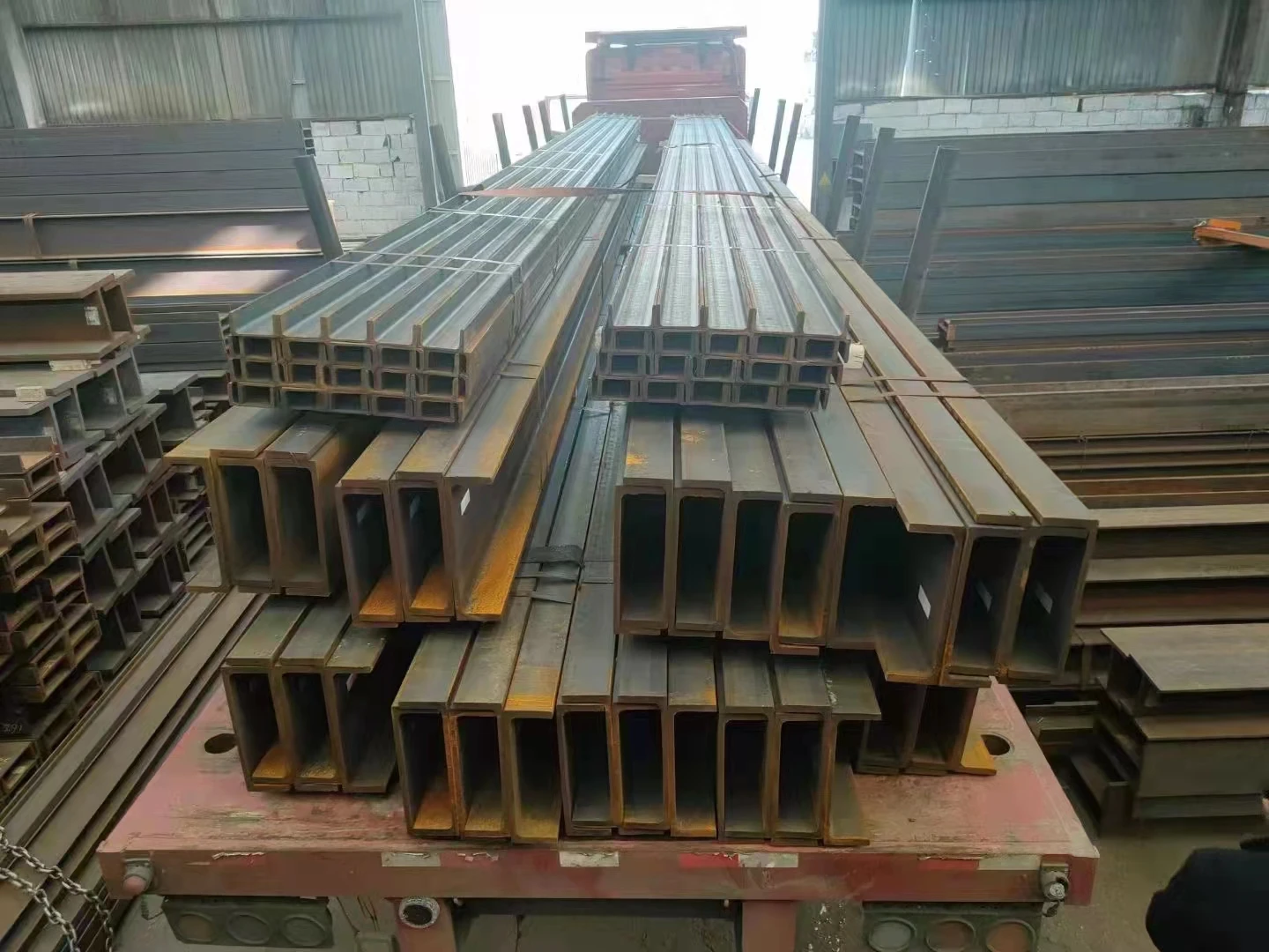 Galvanized C Channel Bracket Perforated C Type Uni-strut Support ...