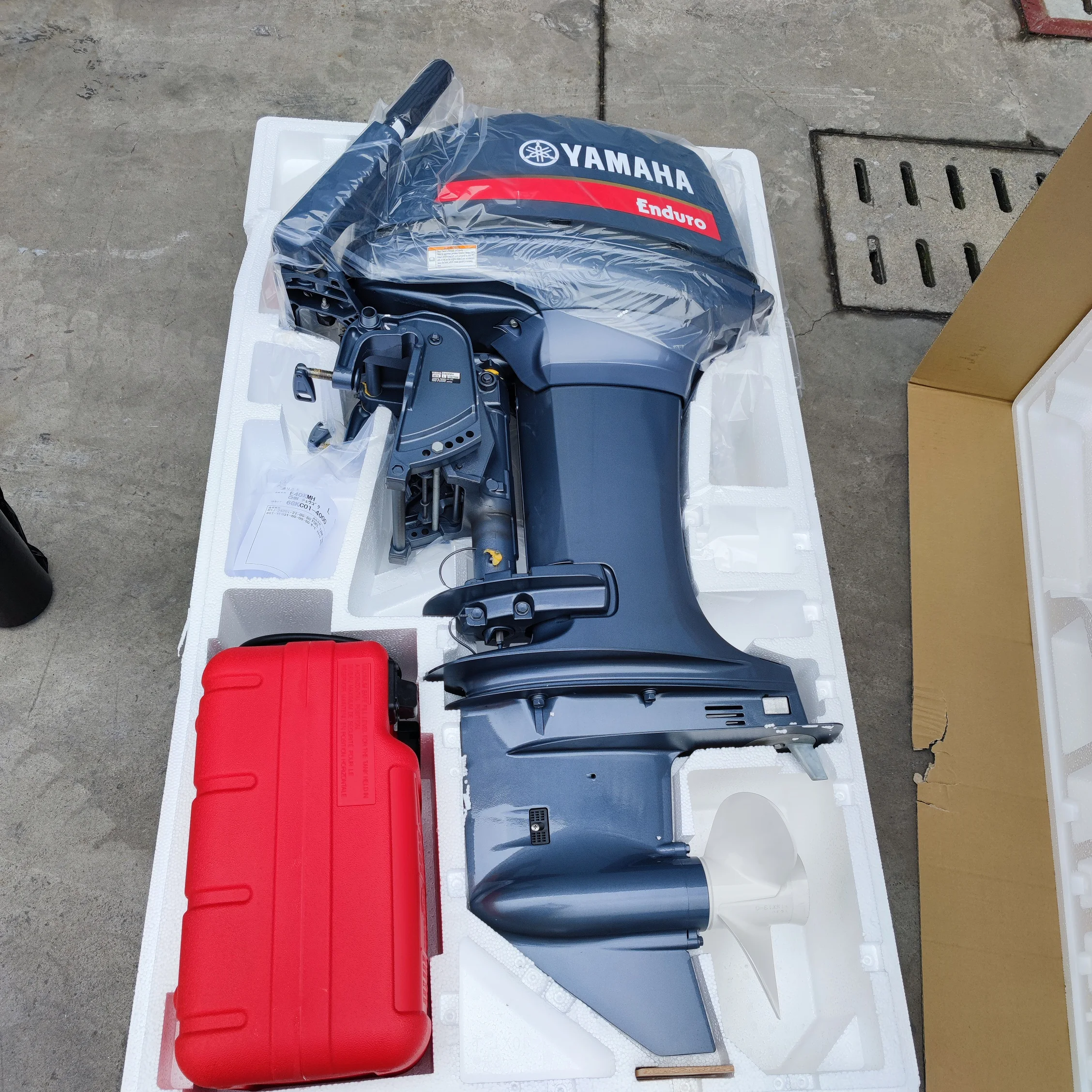 40HP Yamaha E40XMHL Outboard Marine Engine - 2 Stroke Power